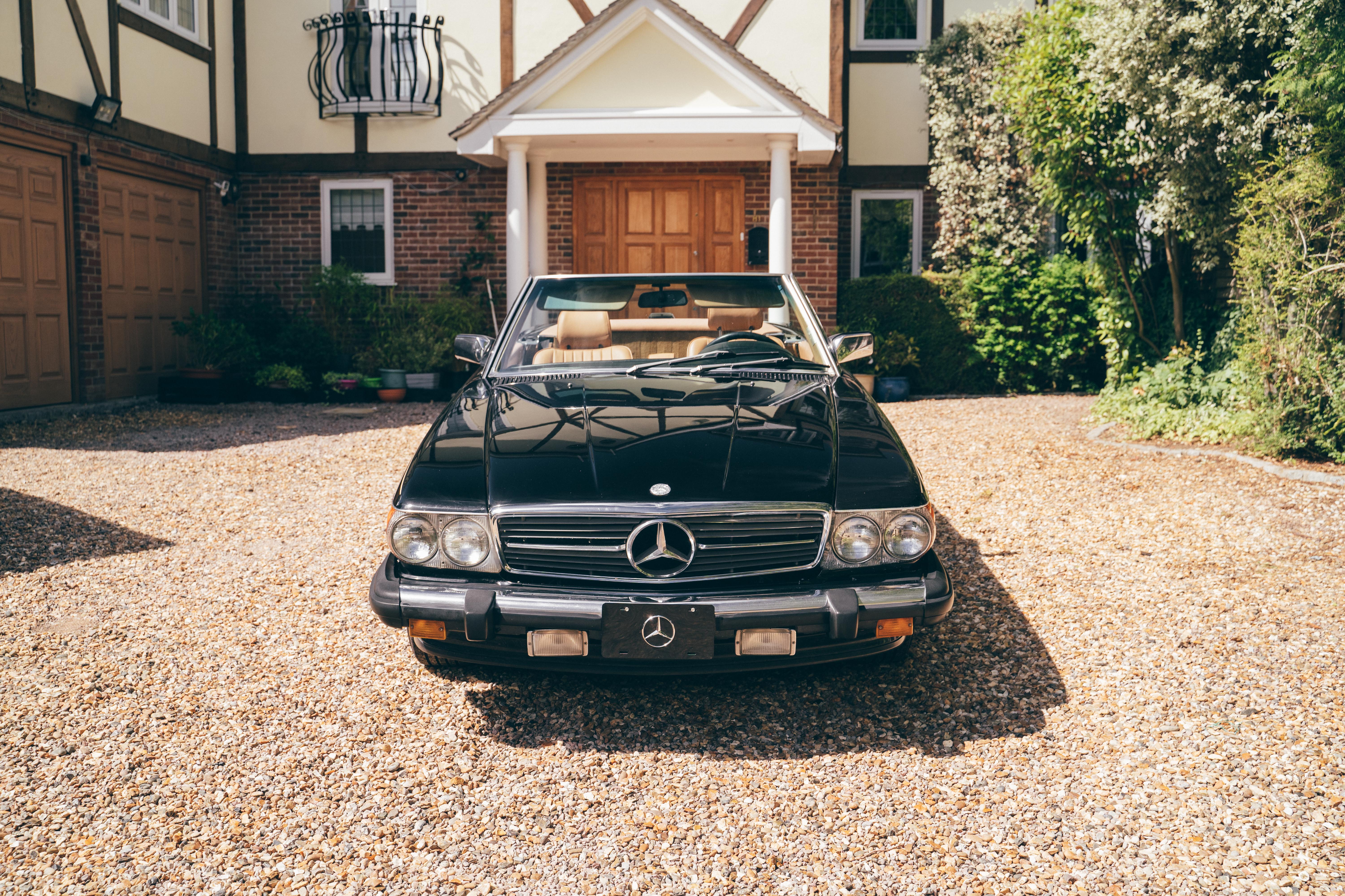 1987 MERCEDES-BENZ (R107) 560 SL