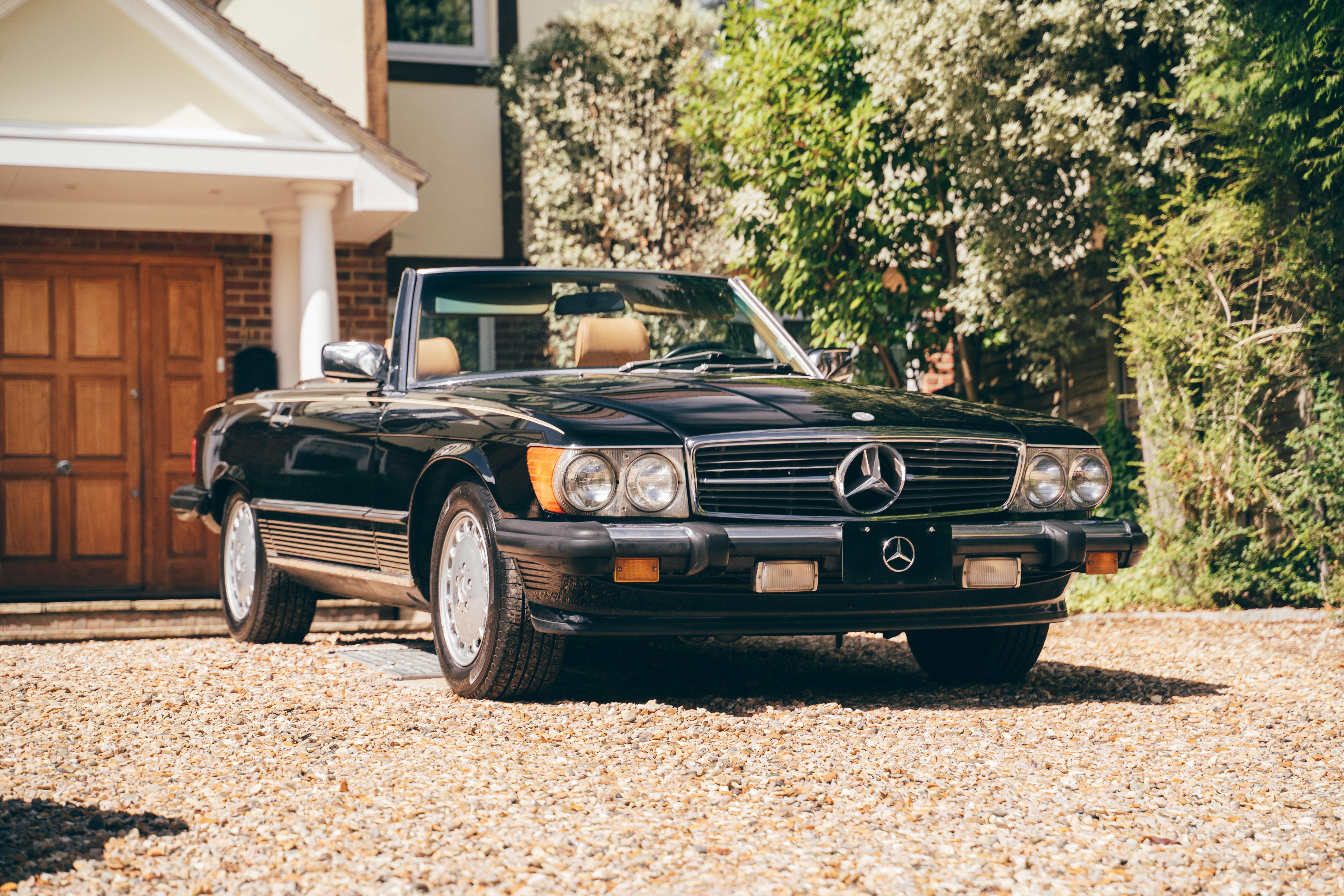 1987 MERCEDES-BENZ (R107) 560 SL