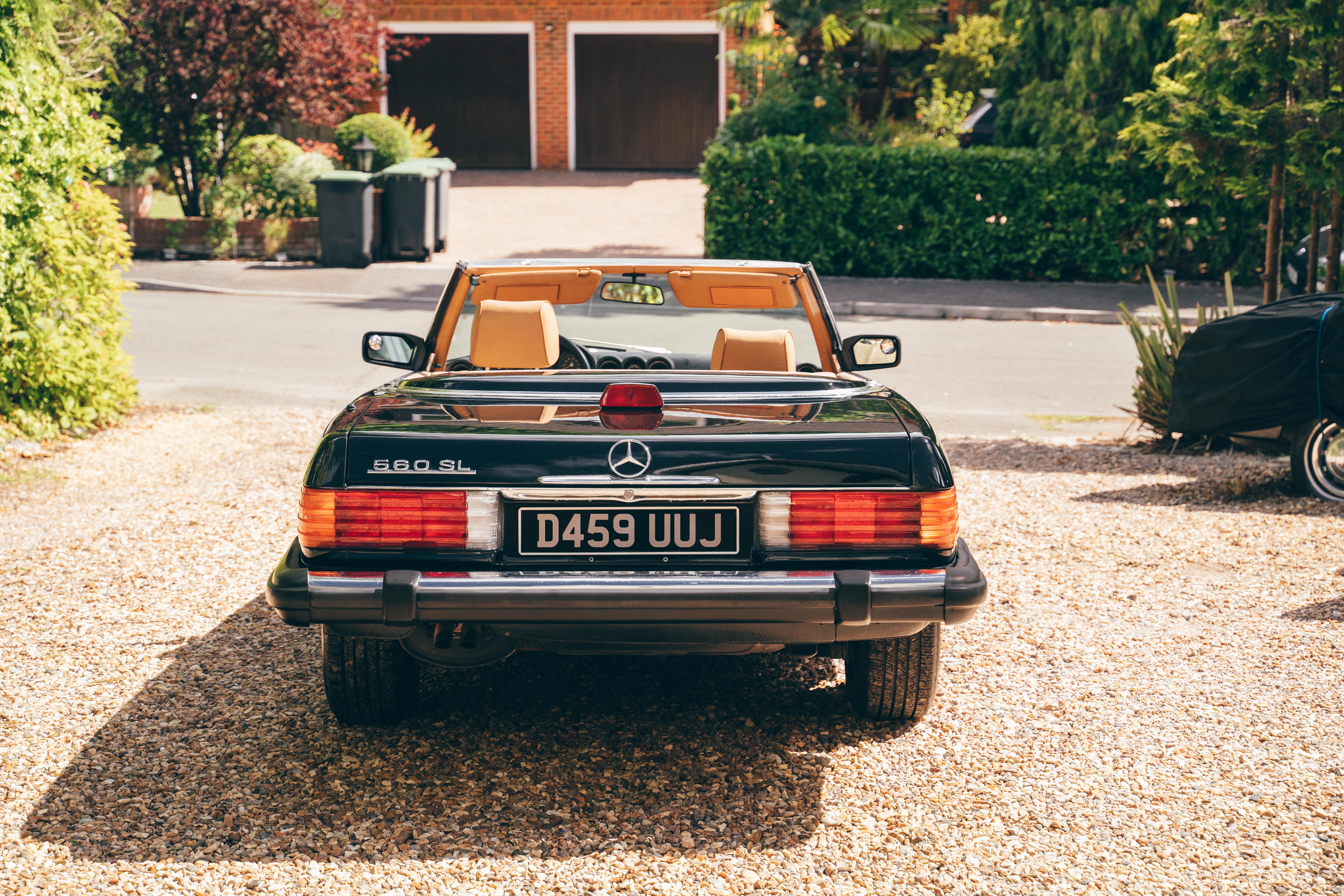 1987 MERCEDES-BENZ (R107) 560 SL