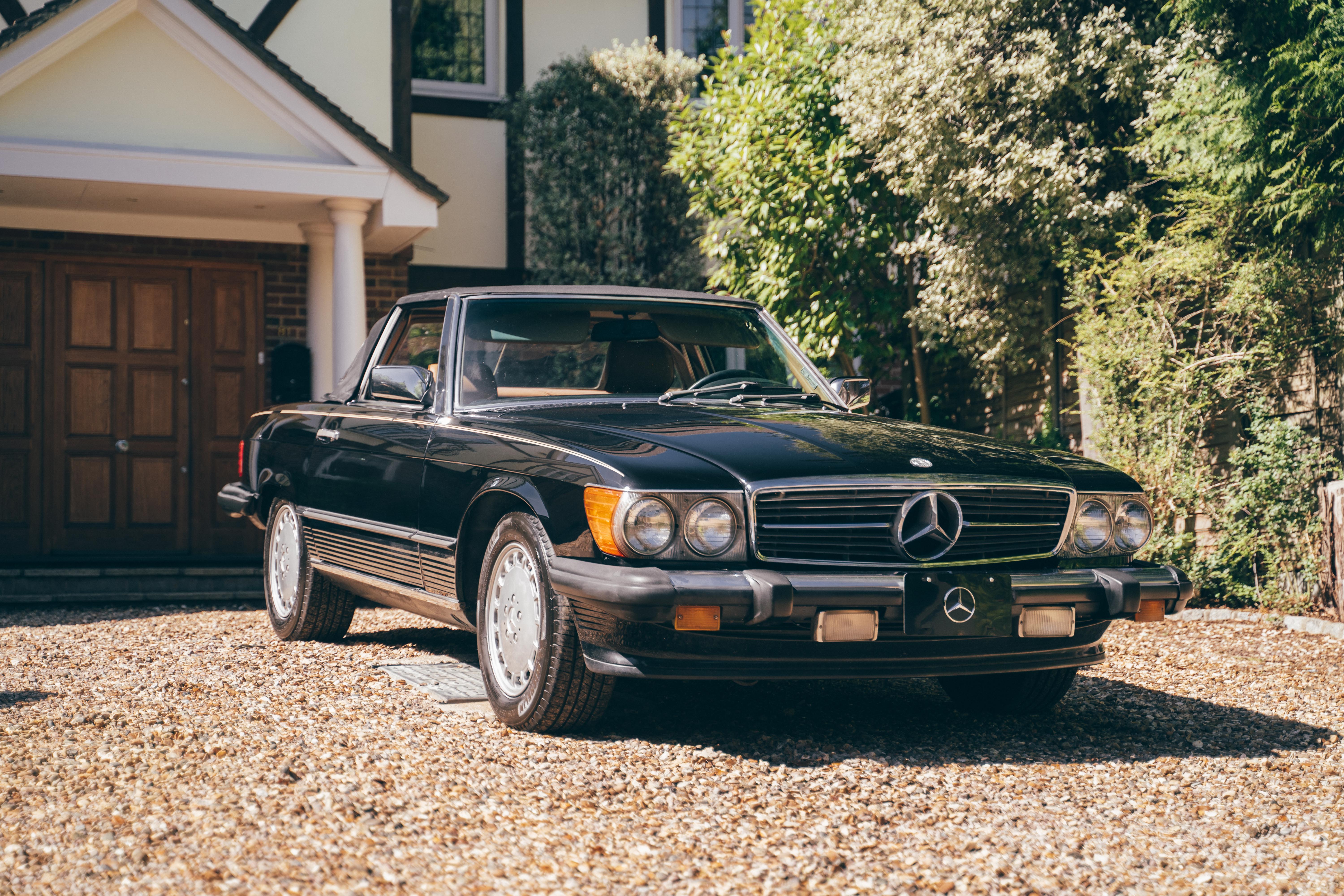 1987 MERCEDES-BENZ (R107) 560 SL