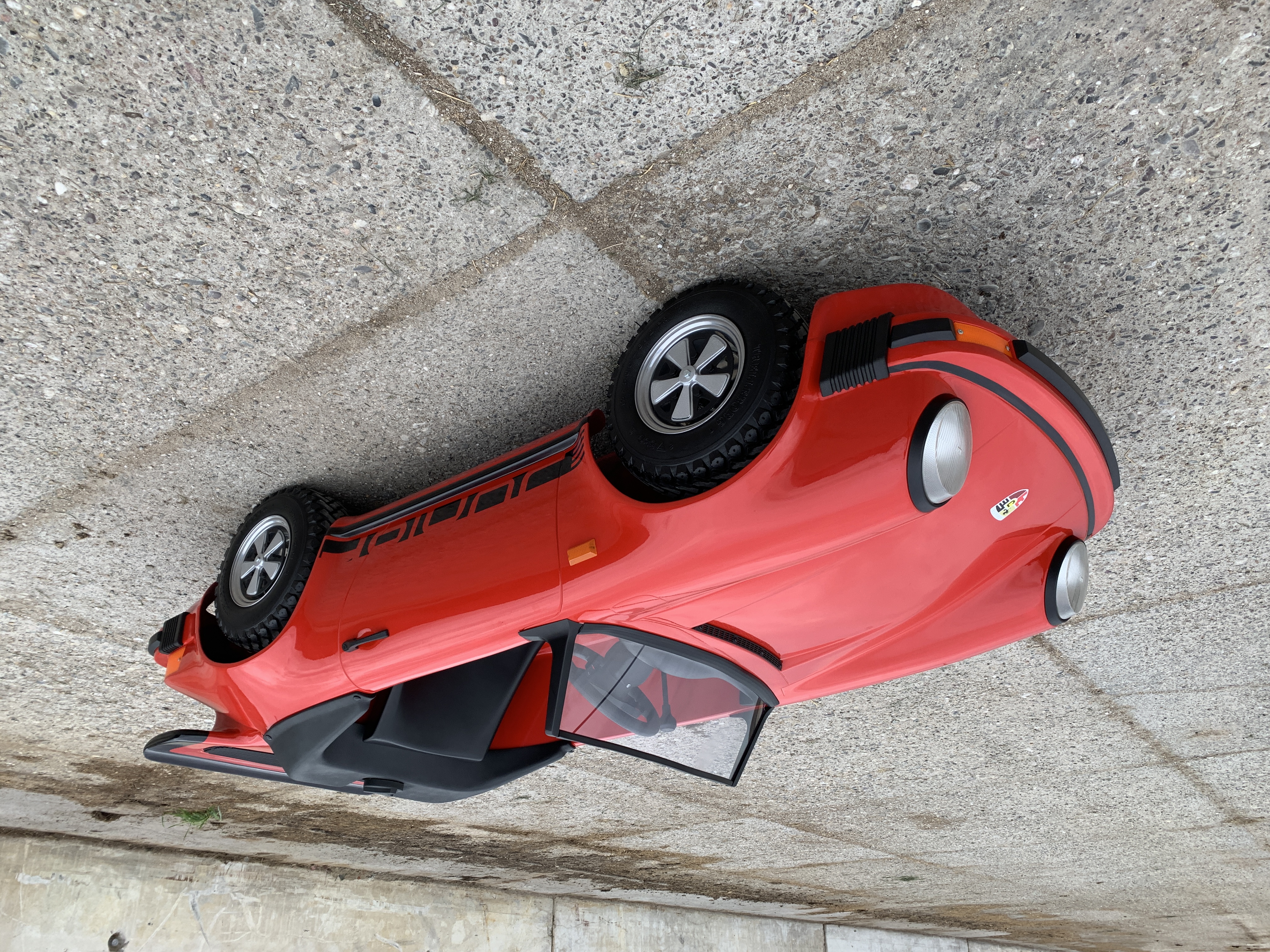 PORSCHE 911 CARRERA JUNIOR CHILDREN'S CAR