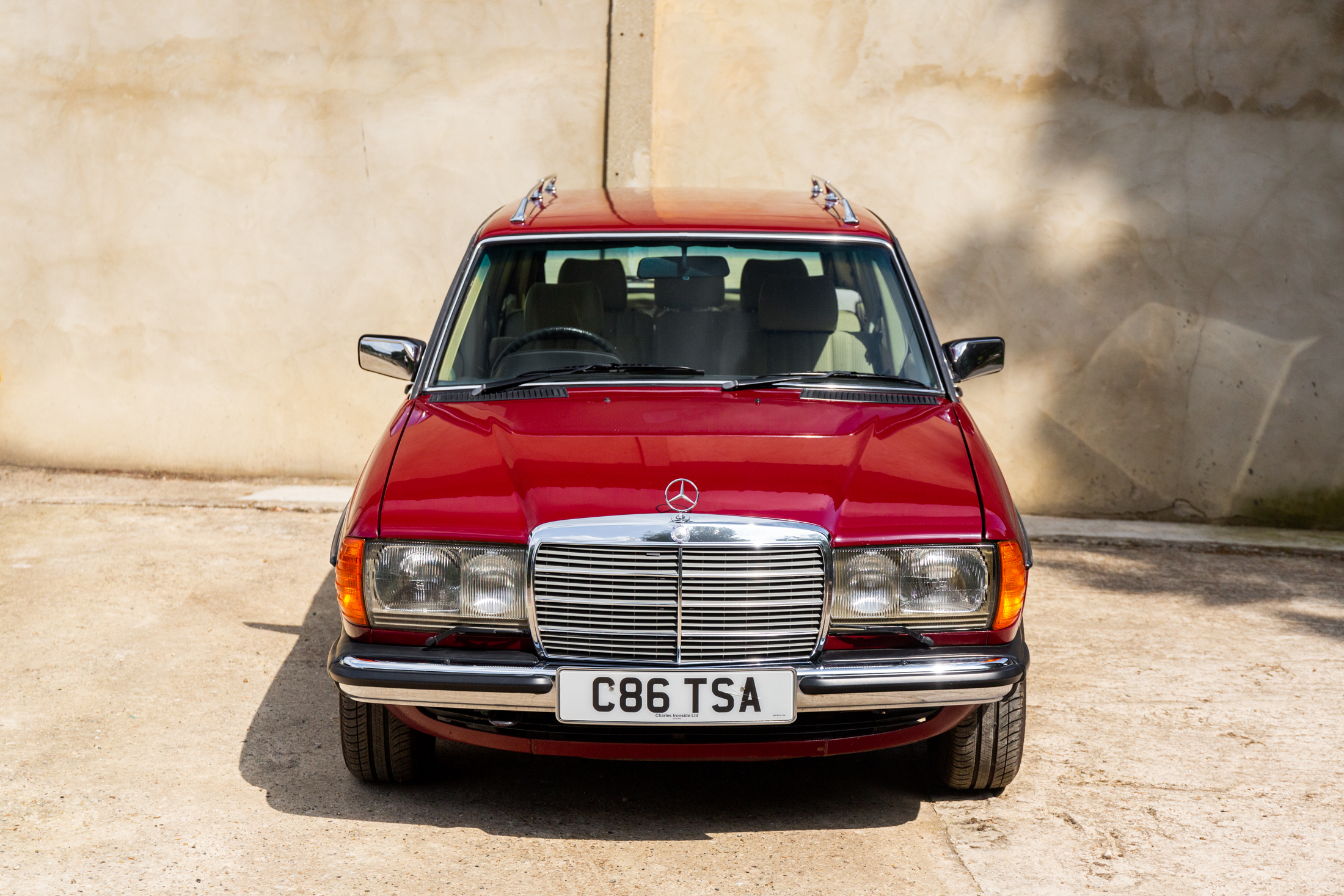1985 MERCEDES-BENZ (W123) 230 TE