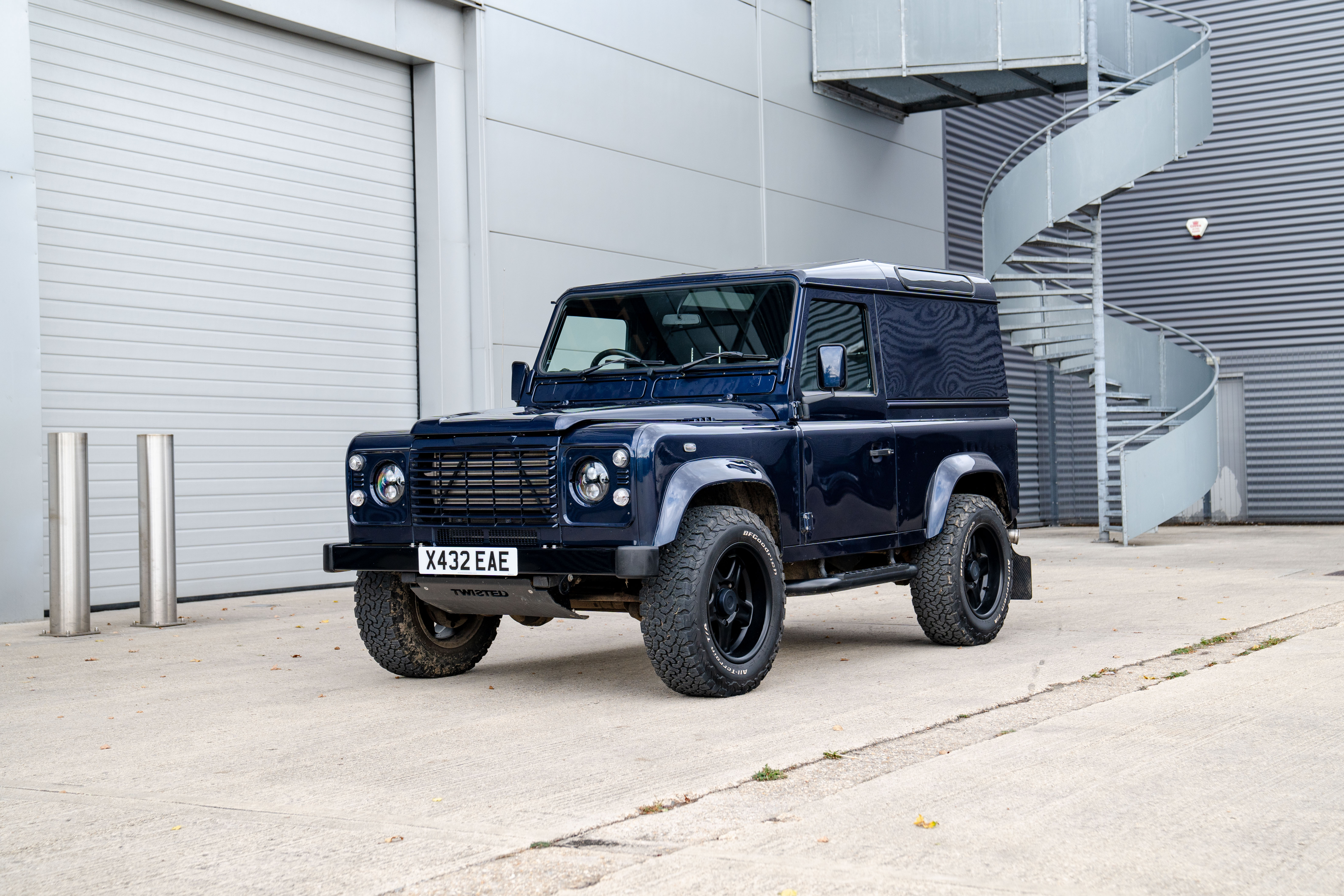 2000 LAND ROVER DEFENDER 90 'TWISTED' for sale by auction in Newbury ...