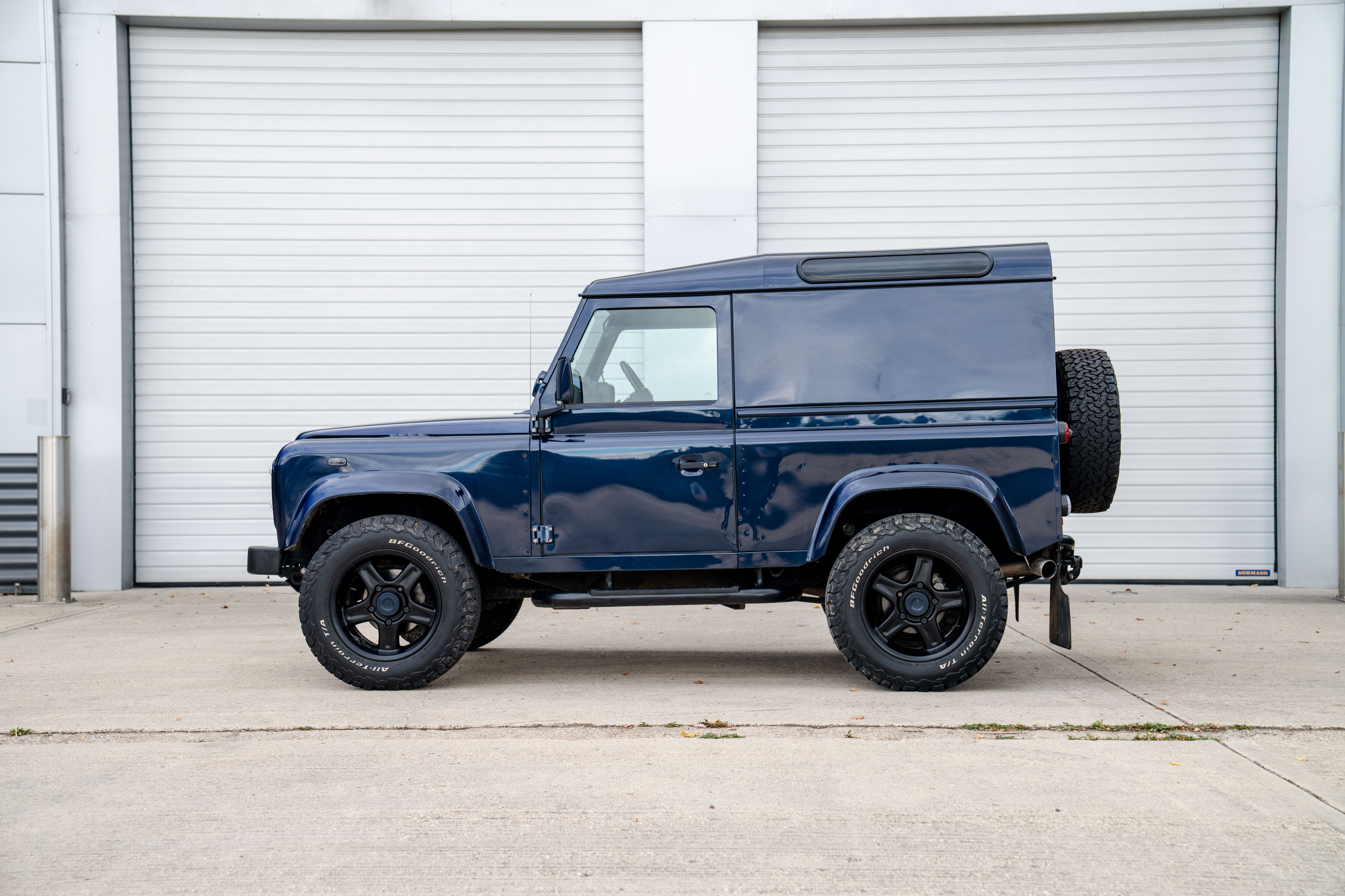2000 LAND ROVER DEFENDER 90 'TWISTED' for sale by auction in Newbury ...