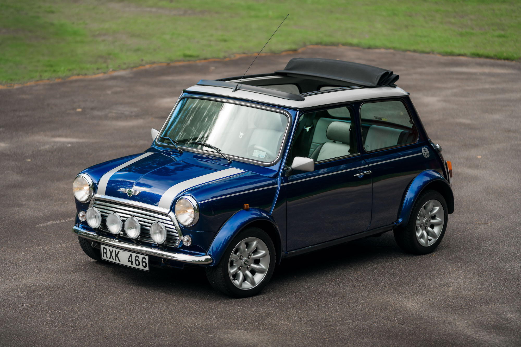 2000 ROVER MINI COOPER SPORT - 10,360 km