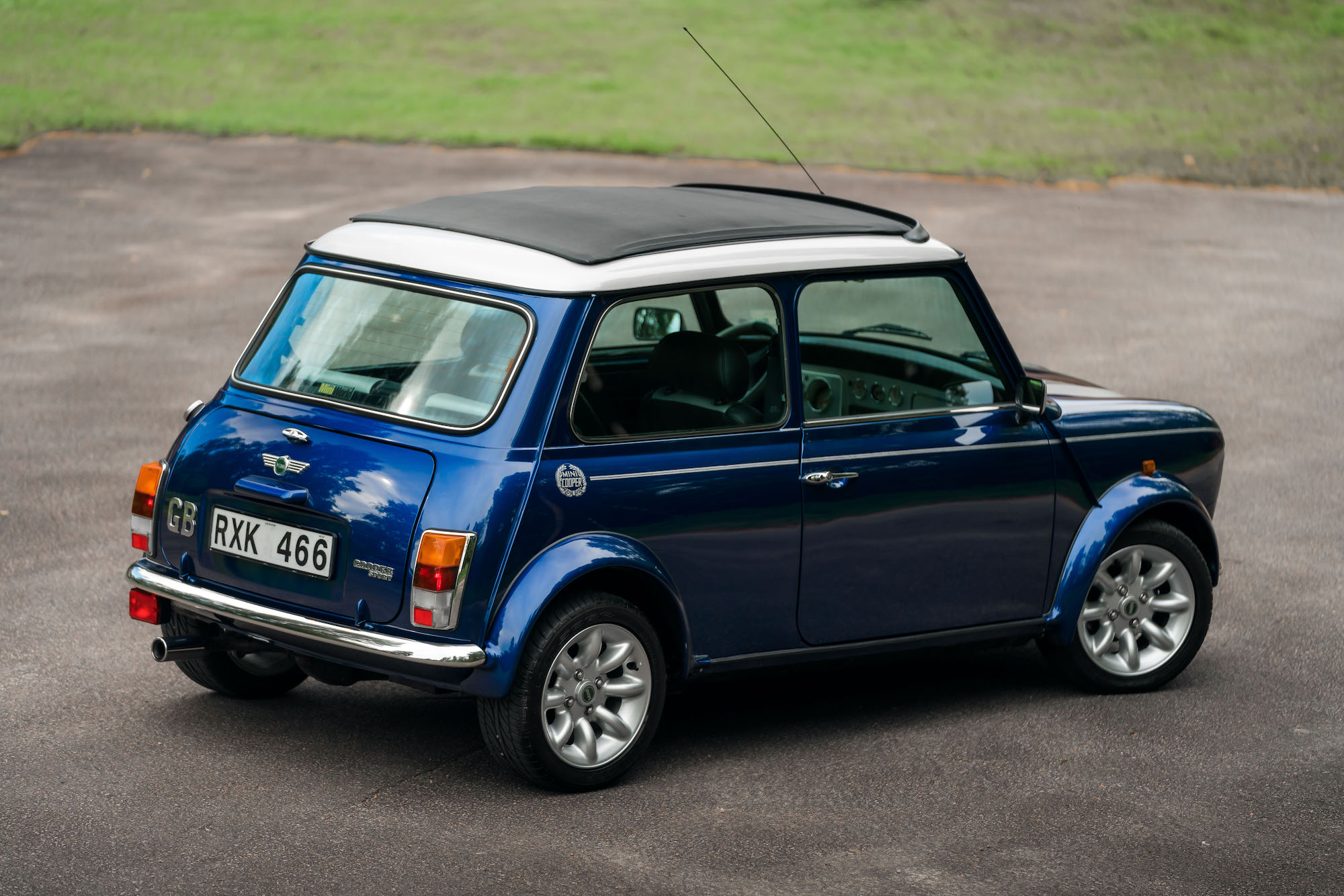 2000 ROVER MINI COOPER SPORT - 10,360 km