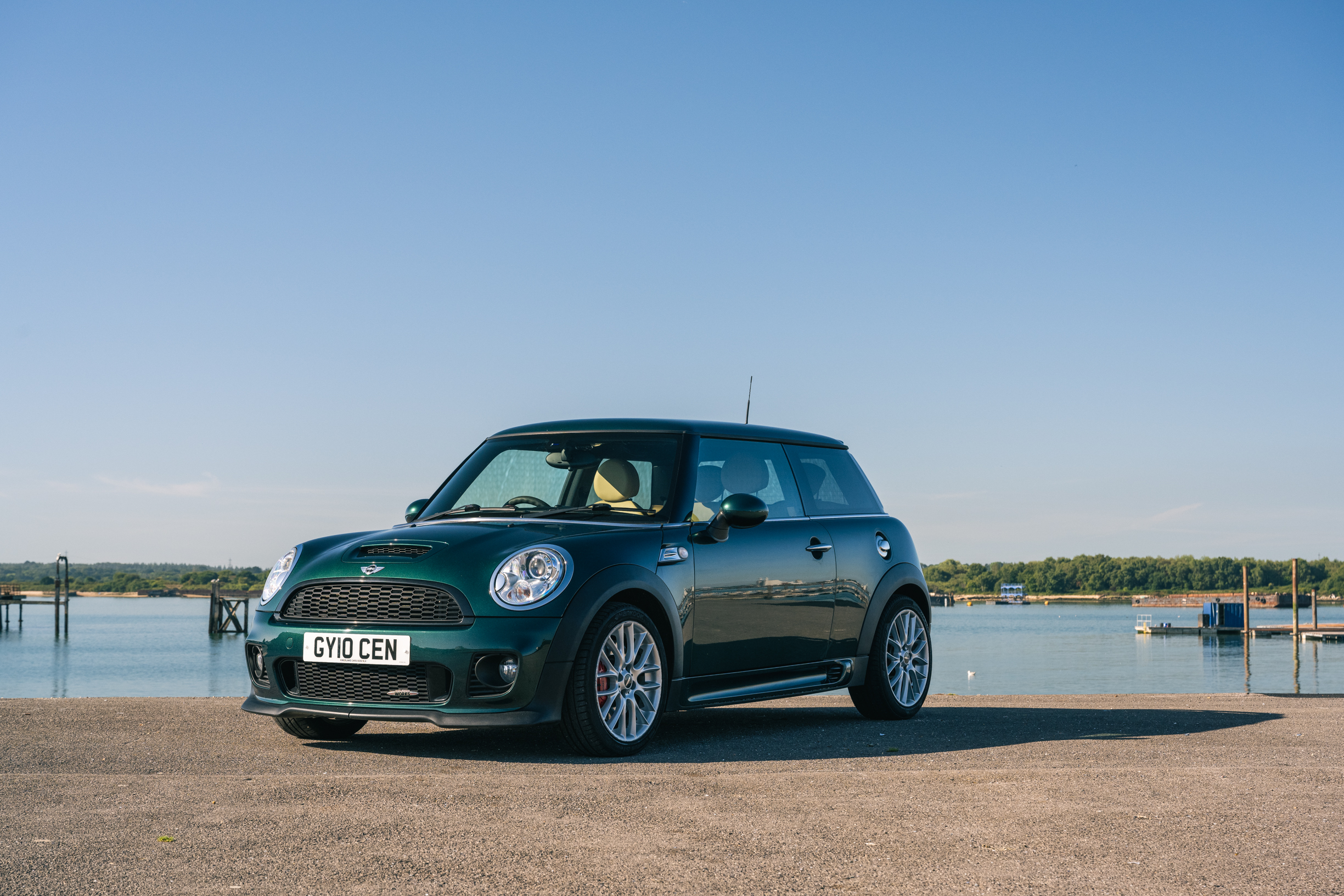 2010 MINI JOHN COOPER WORKS (R56)