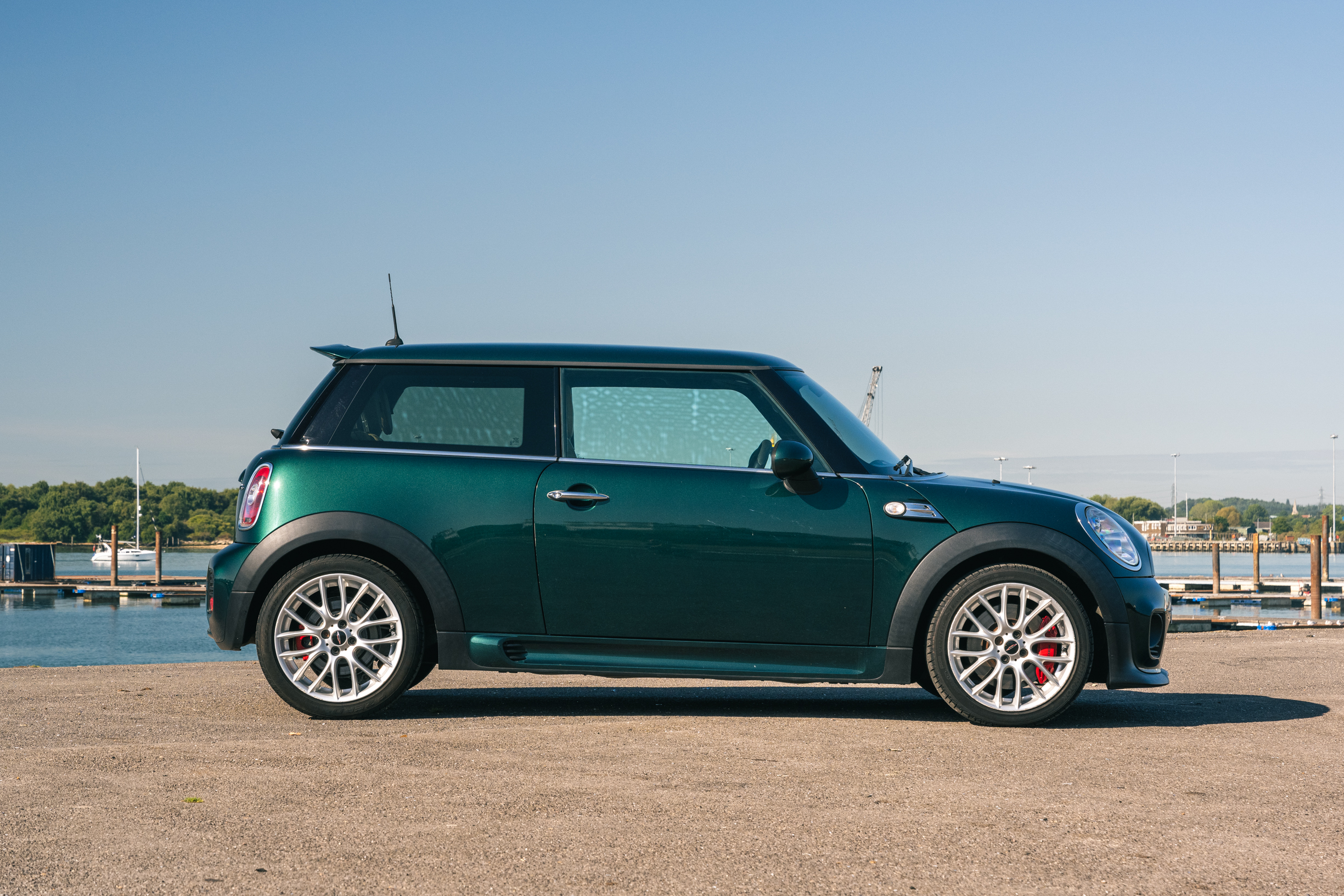 2010 MINI JOHN COOPER WORKS (R56)