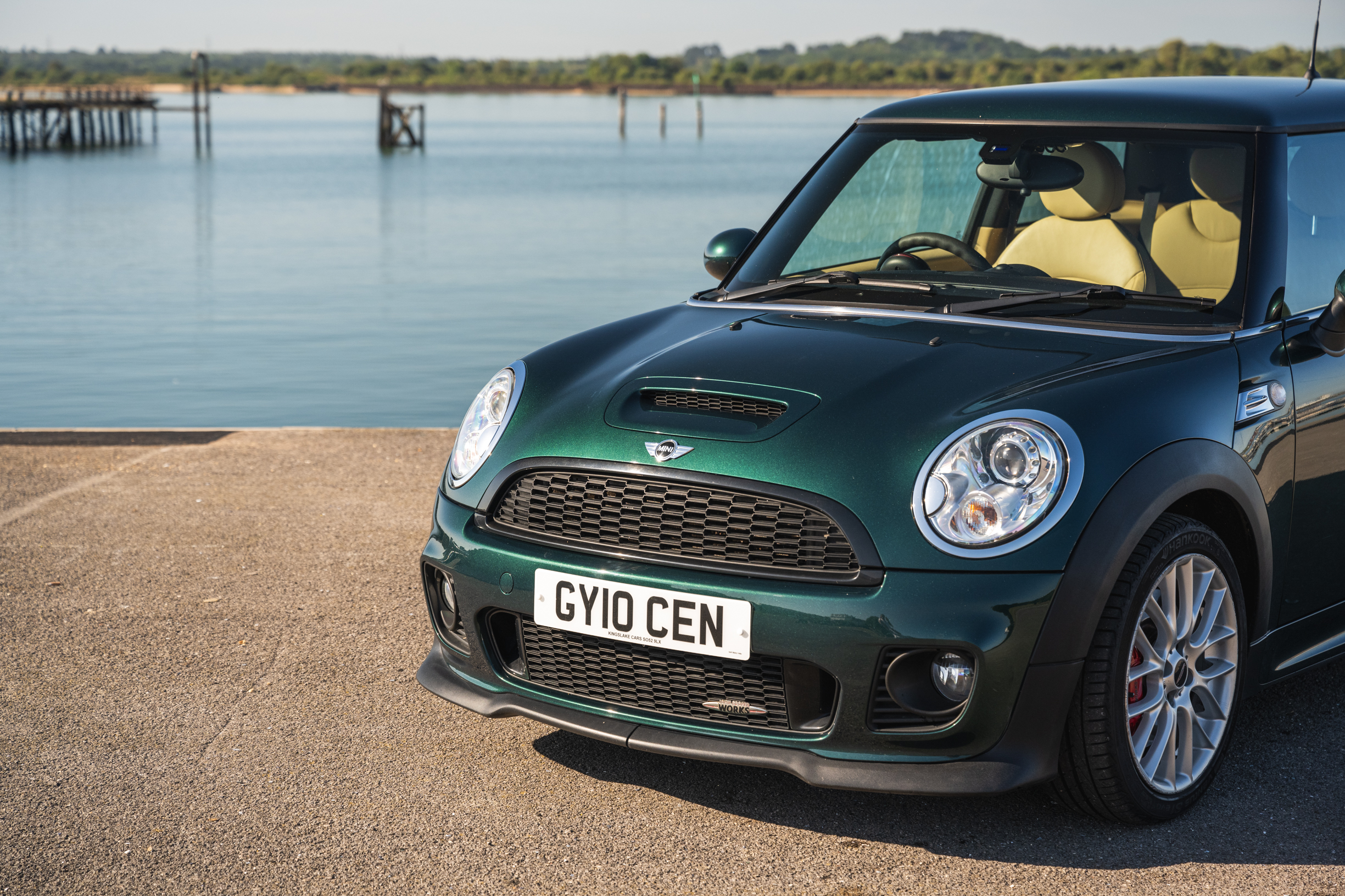 2010 MINI JOHN COOPER WORKS (R56)