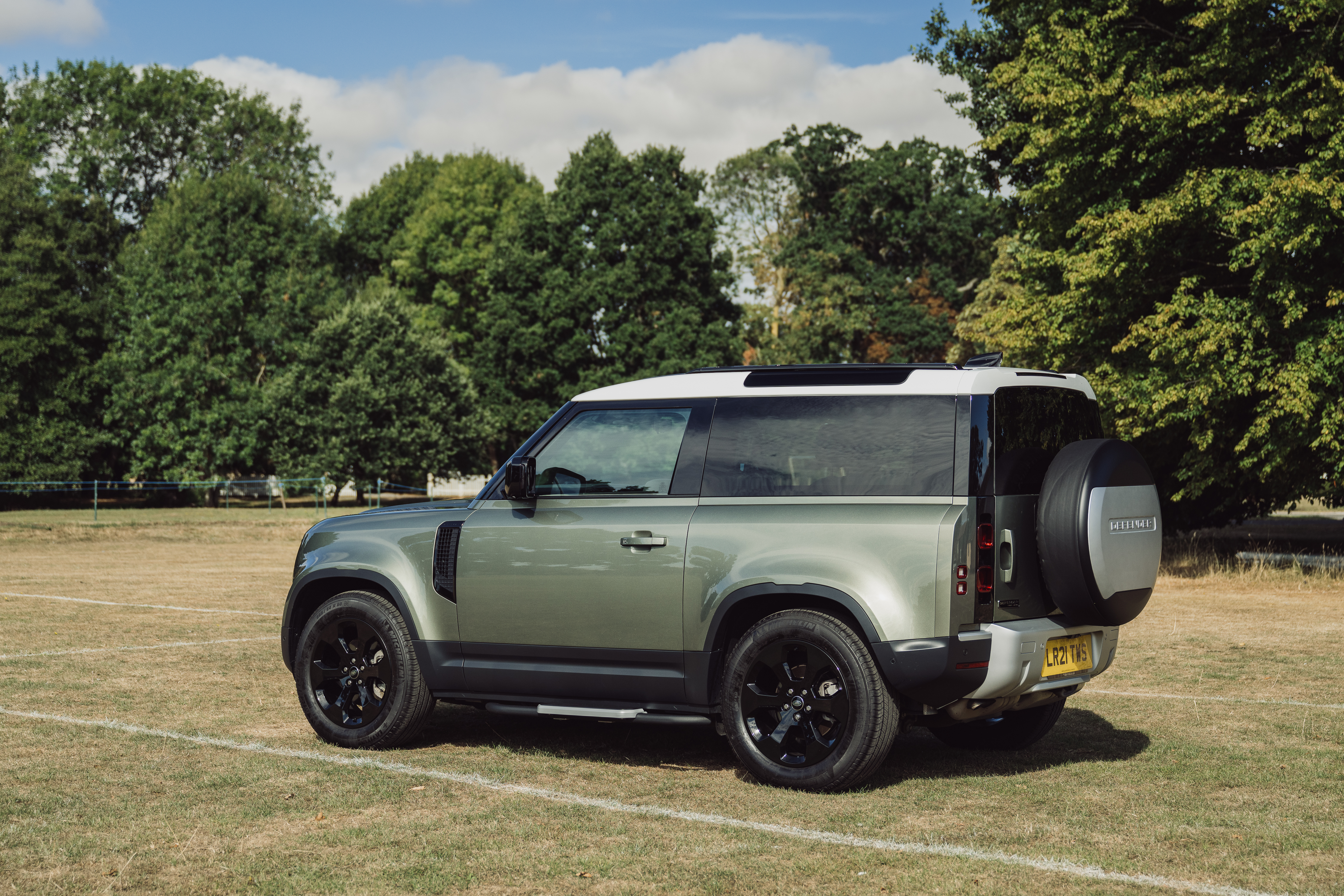 2021 LAND ROVER DEFENDER 90 FIRST EDITION