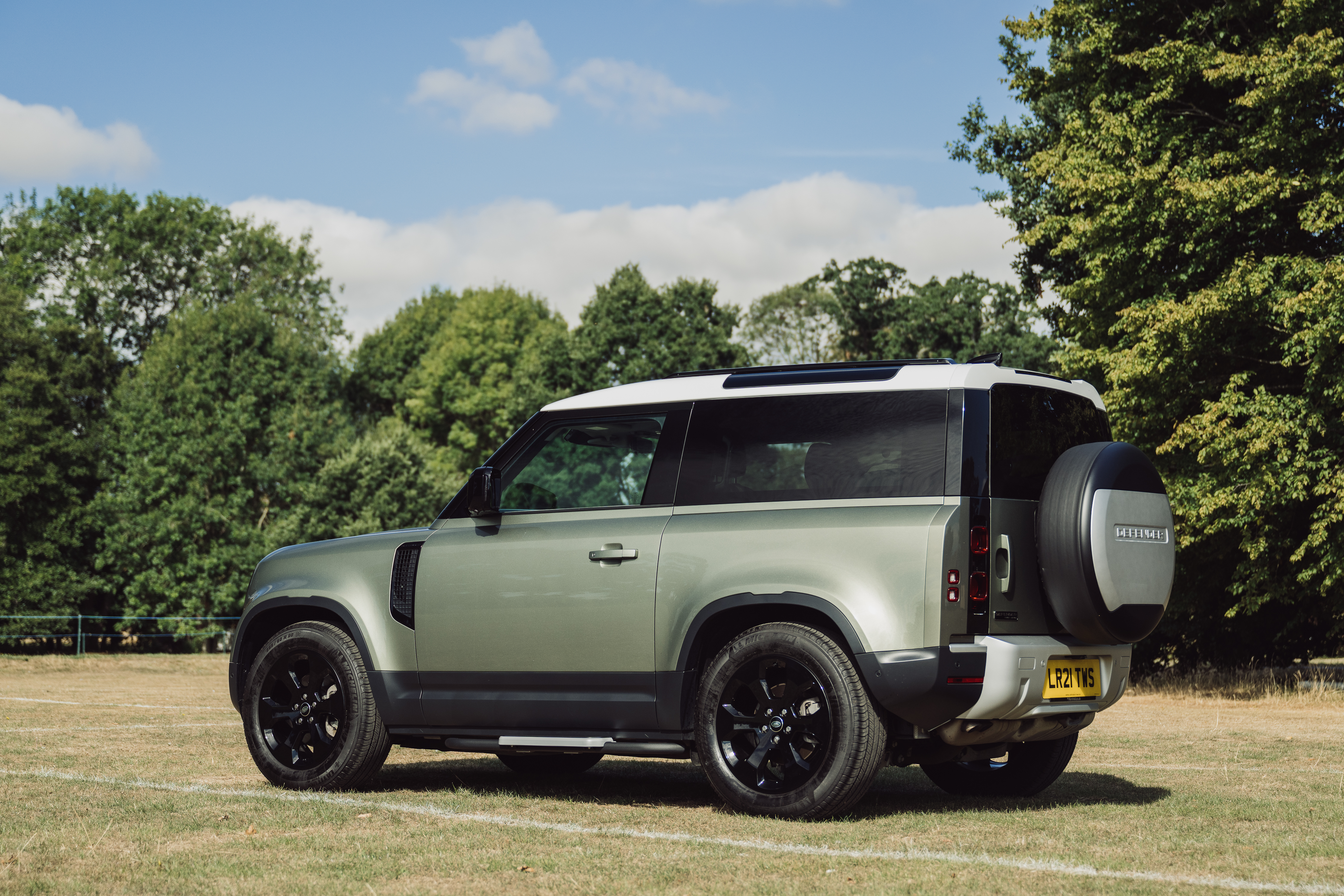 2021 LAND ROVER DEFENDER 90 FIRST EDITION