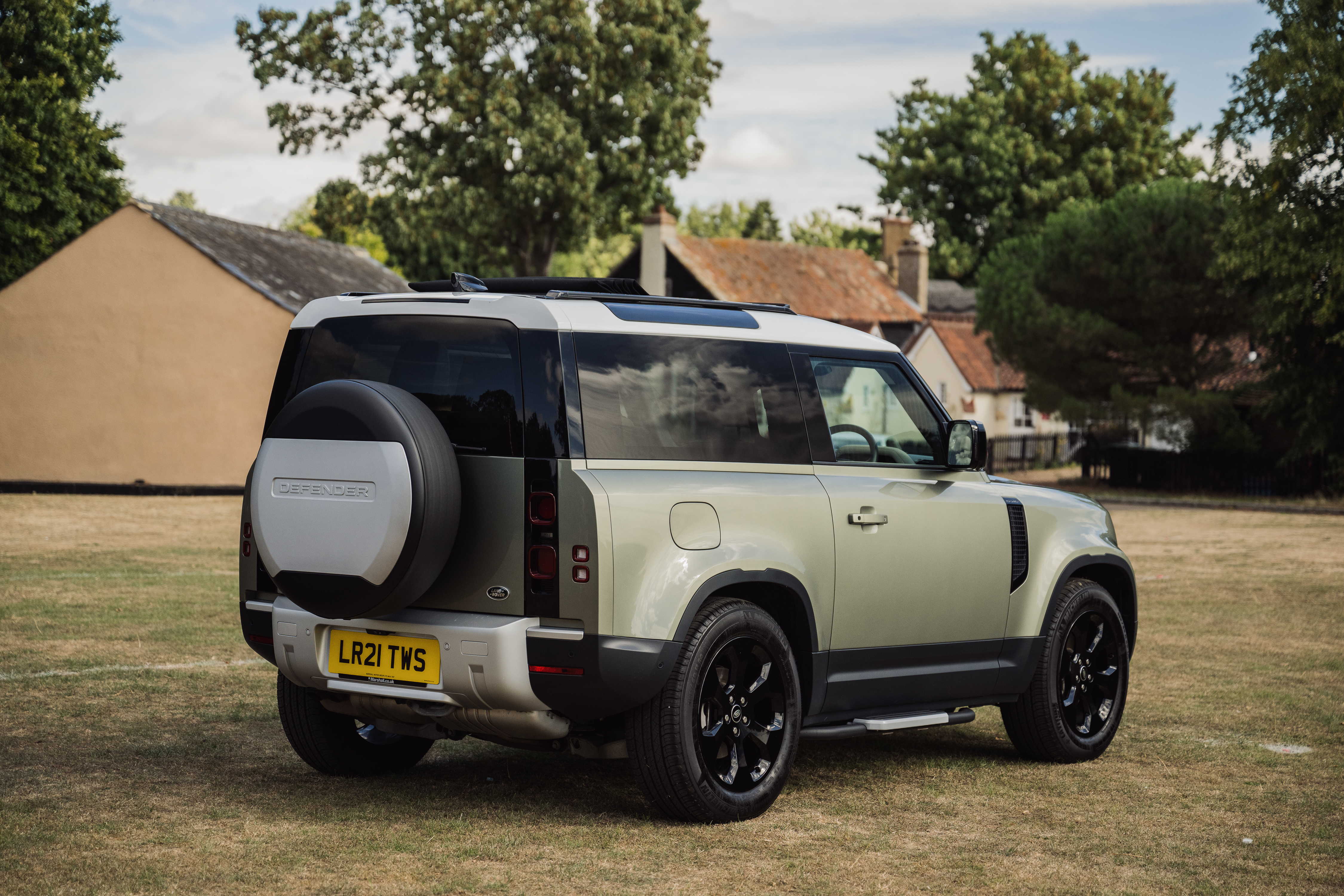 2021 LAND ROVER DEFENDER 90 FIRST EDITION