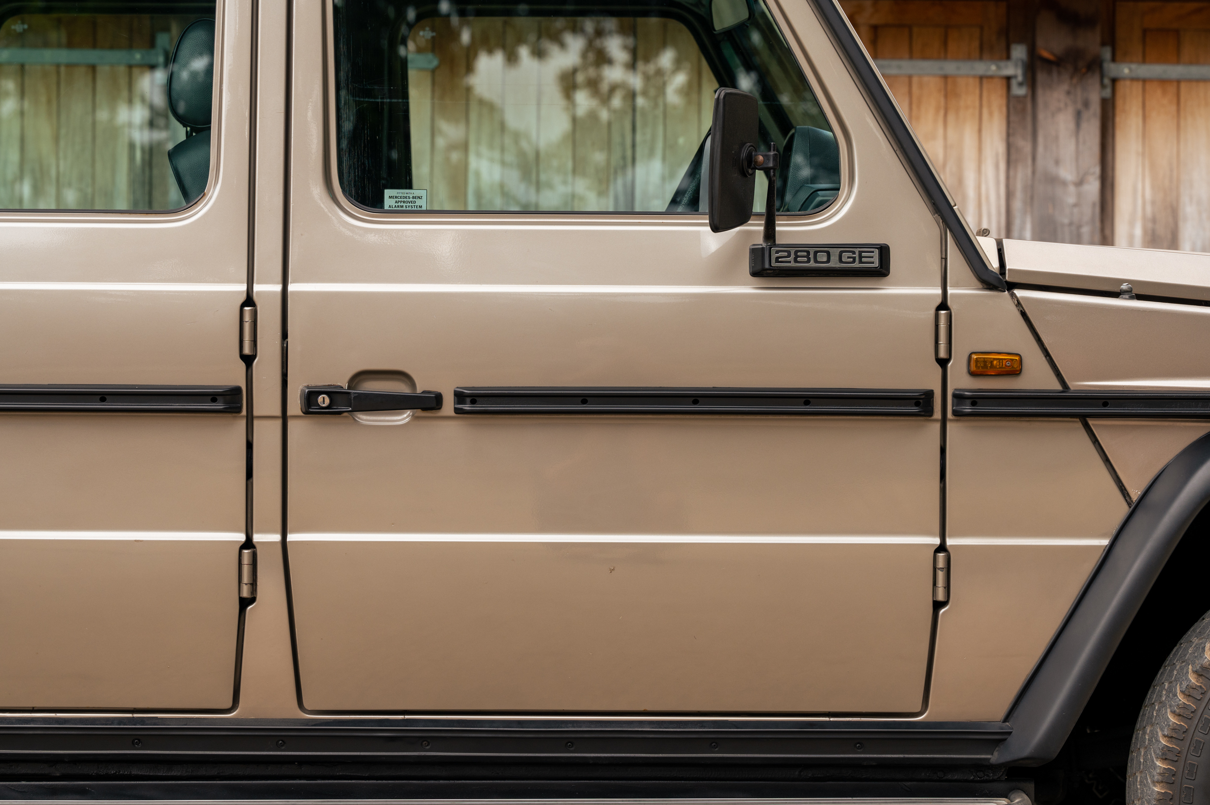 1988 MERCEDES-BENZ (W460) 280GE LWB