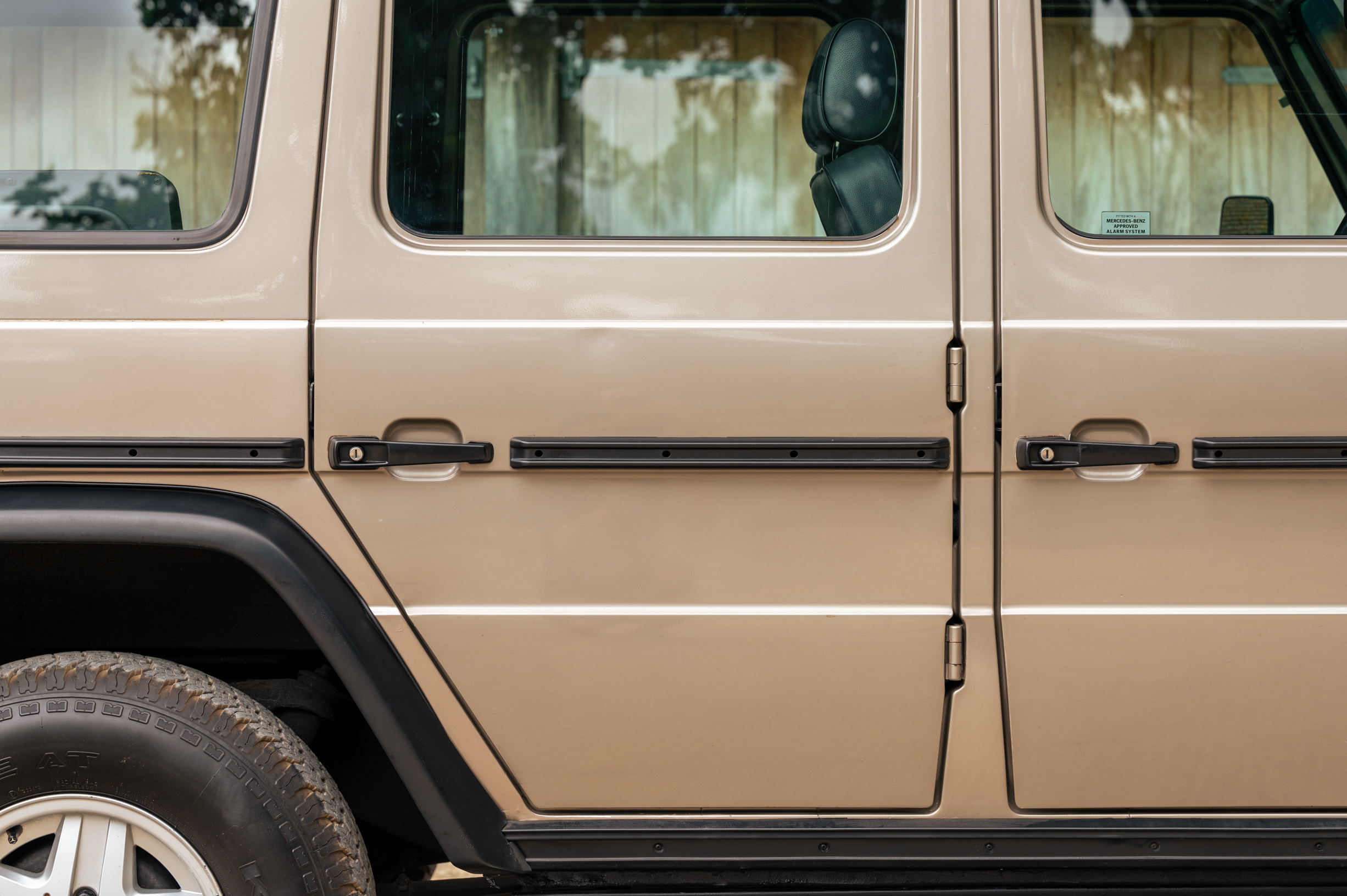 1988 MERCEDES-BENZ (W460) 280GE LWB