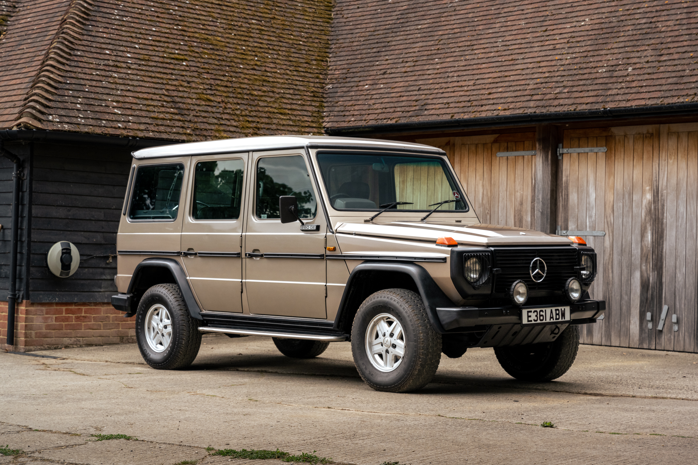 1988 MERCEDES-BENZ (W460) 280GE LWB