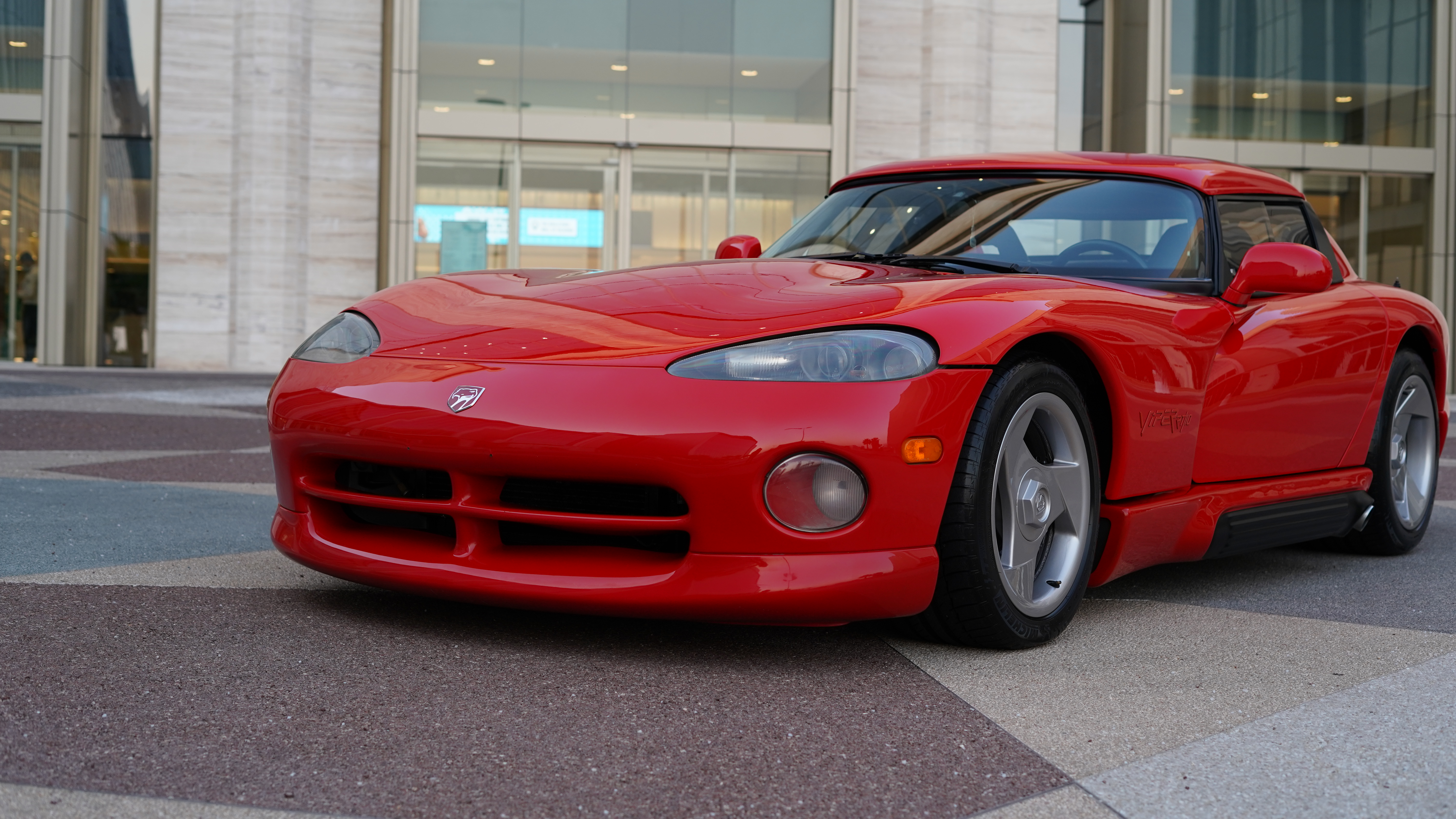 1993 DODGE VIPER RT/10 ROADSTER - 8,601 MILES