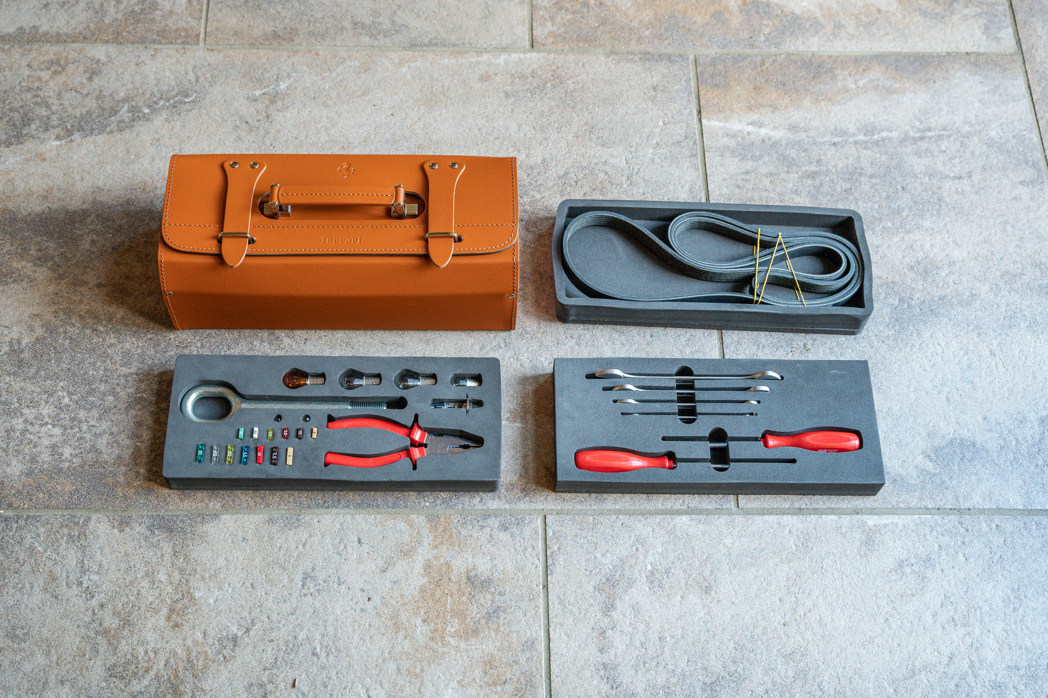 FERRARI F355 / 456 / 456M TOOL KIT