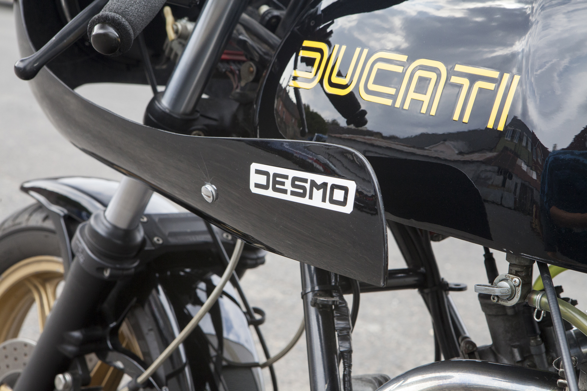 1985 DUCATI 900 S2 - SS CONVERSION