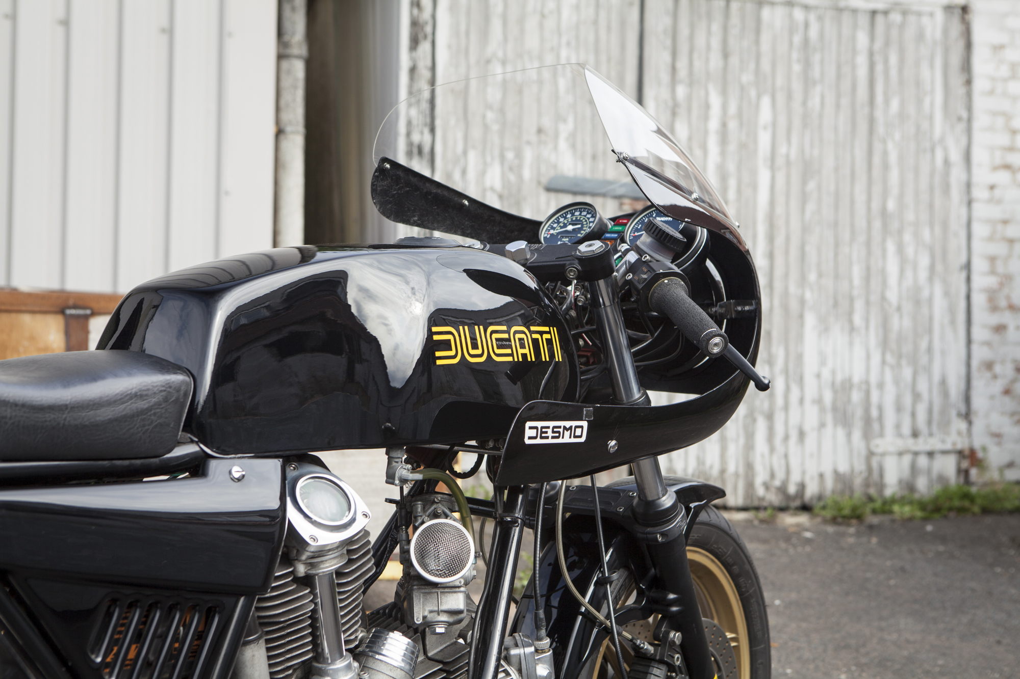 1985 DUCATI 900 S2 - SS CONVERSION