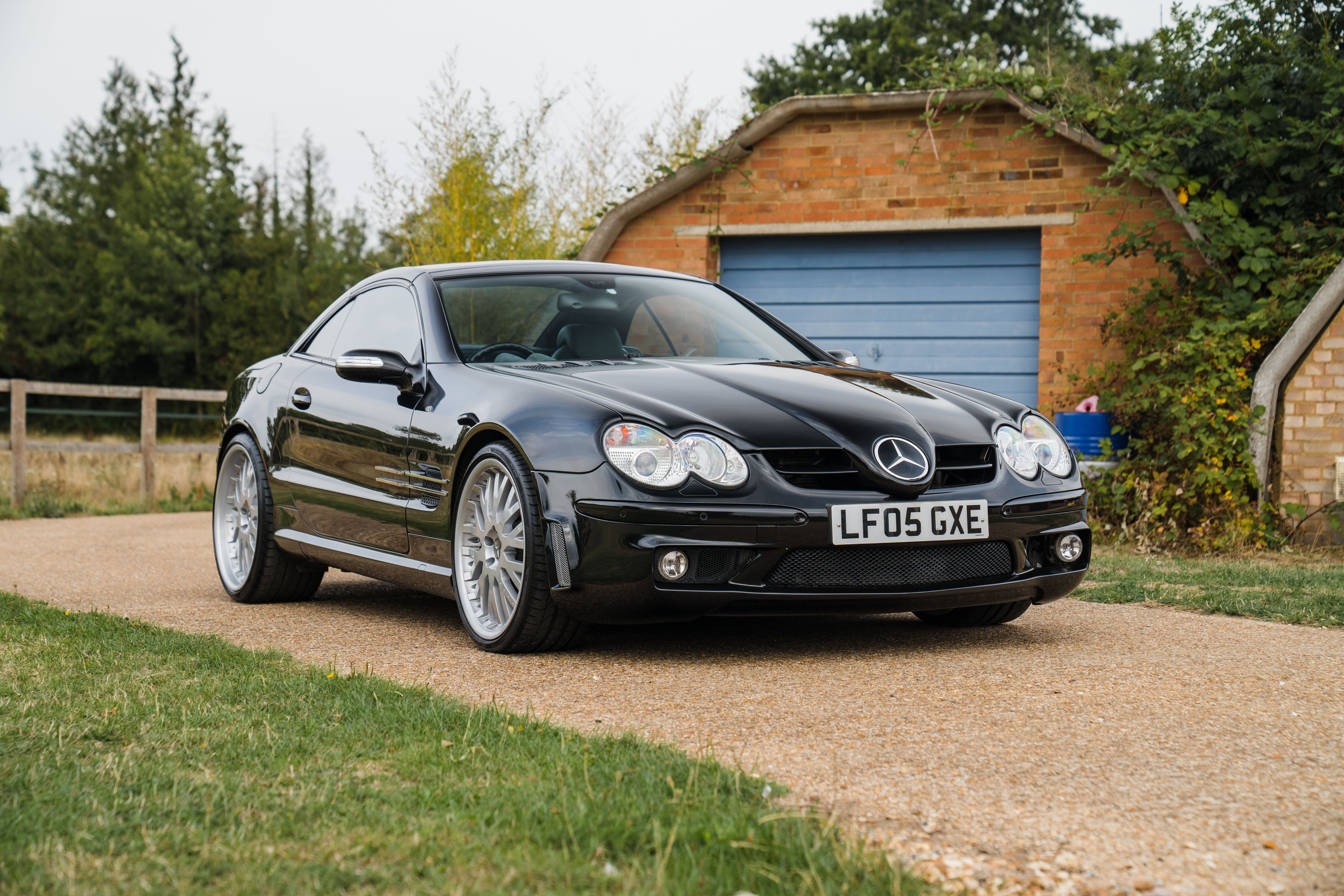 2005 MERCEDES-BENZ (R230) SL55 AMG - PERFORMANCE PACK
