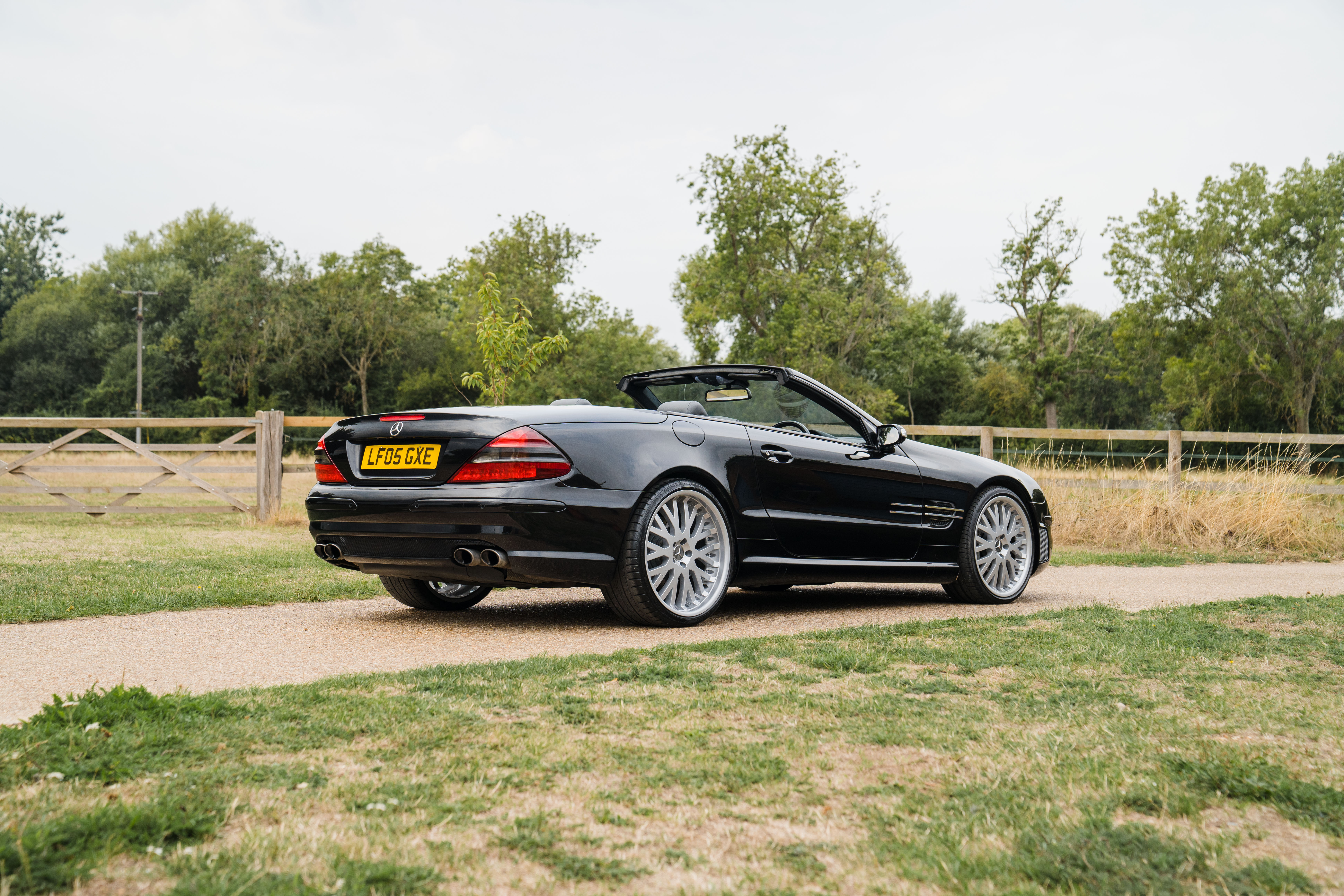 2005 MERCEDES-BENZ (R230) SL55 AMG - PERFORMANCE PACK for sale by ...