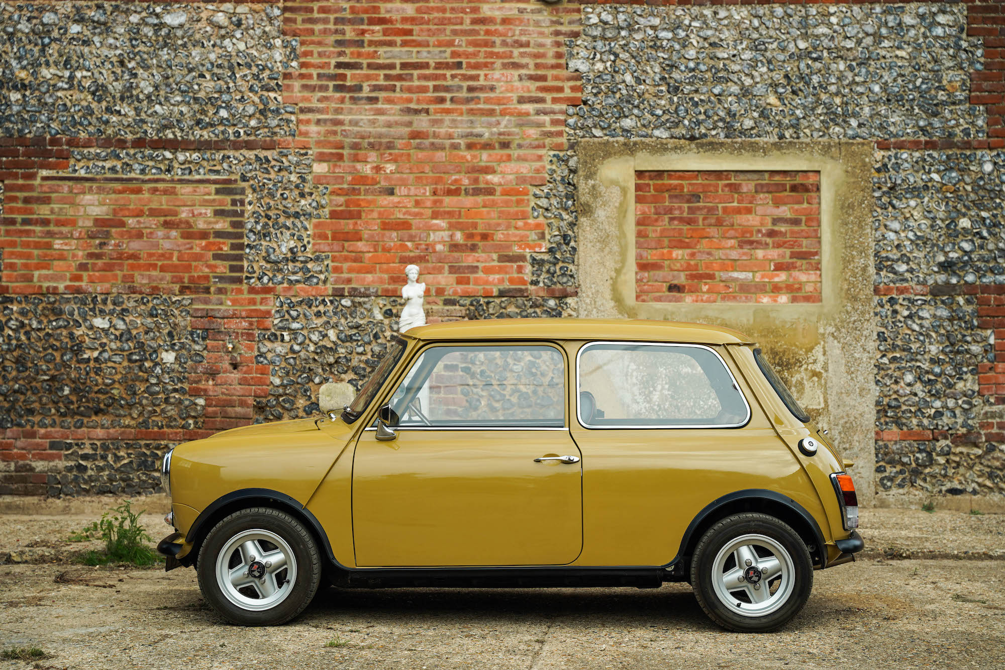 1972 AUSTIN MINI 1000 MK II for sale by auction in Northwood, London ...