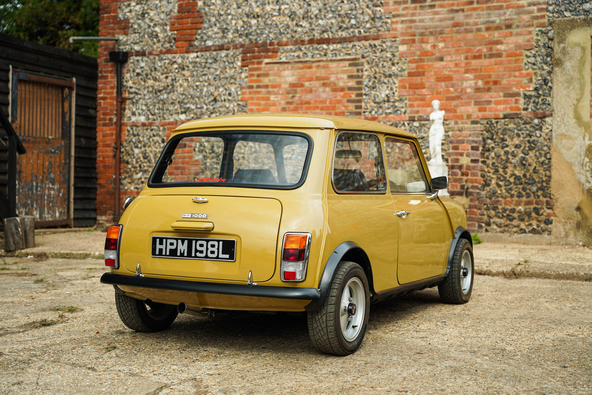1972 AUSTIN MINI 1000 MK II for sale by auction in Northwood, London ...