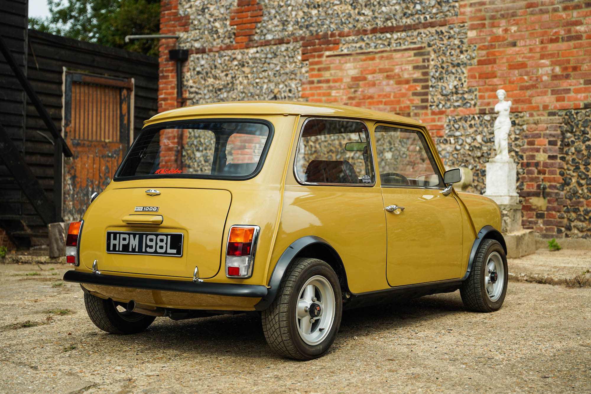 1972 AUSTIN MINI 1000 MK II for sale by auction in Northwood, London ...