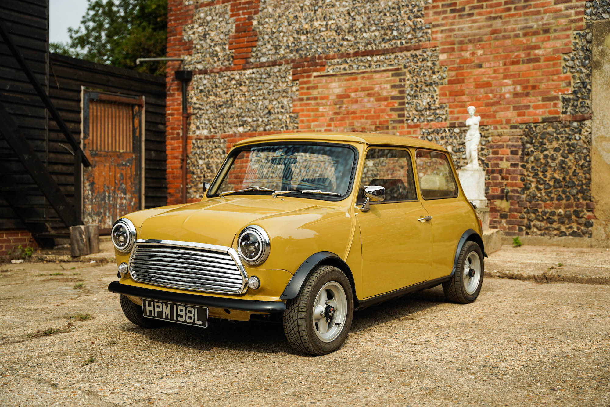 1972 AUSTIN MINI 1000 MK II for sale by auction in Northwood, London ...