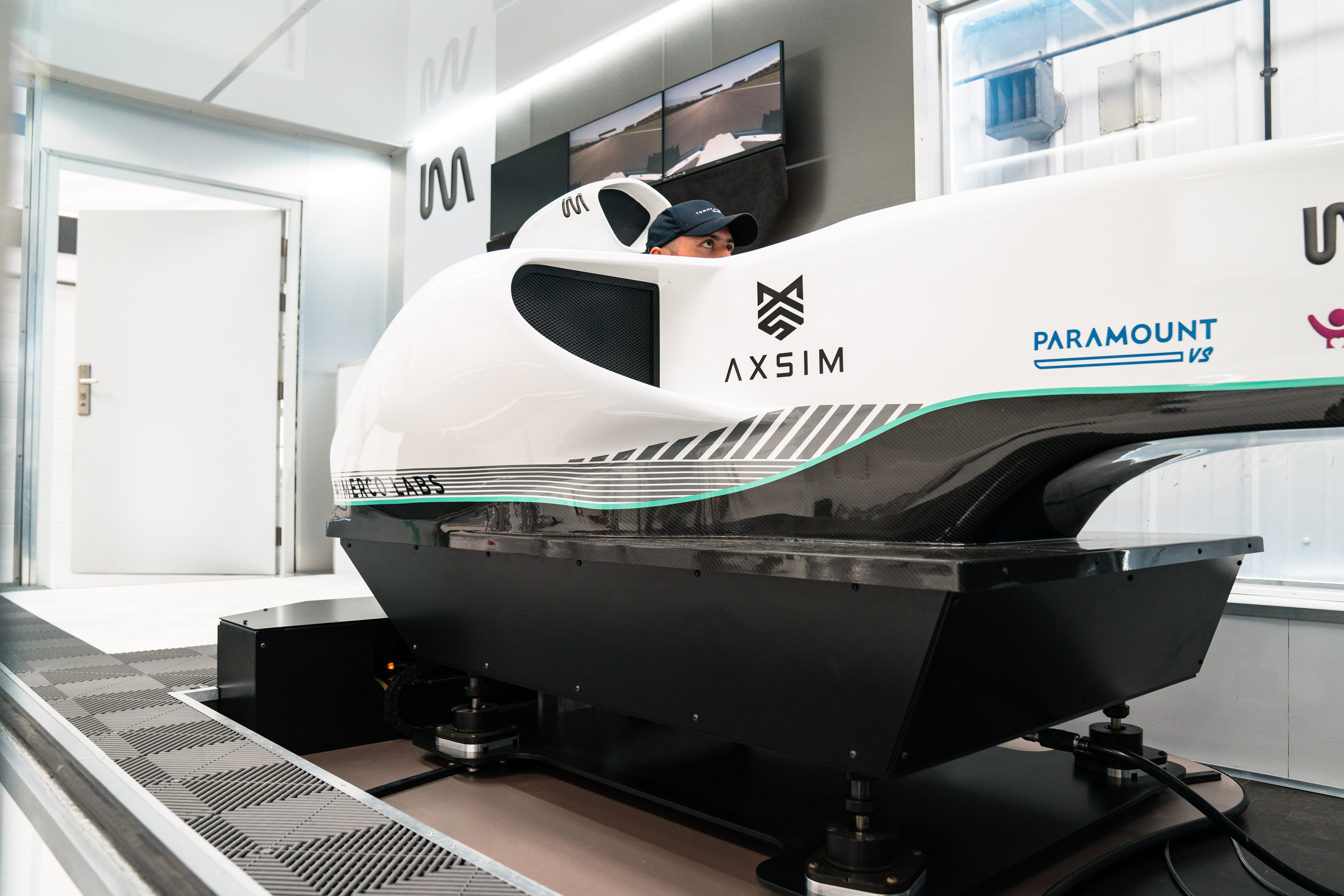 AXSIM FORMULA SIMULATOR for sale by auction in Reading, Berkshire ...