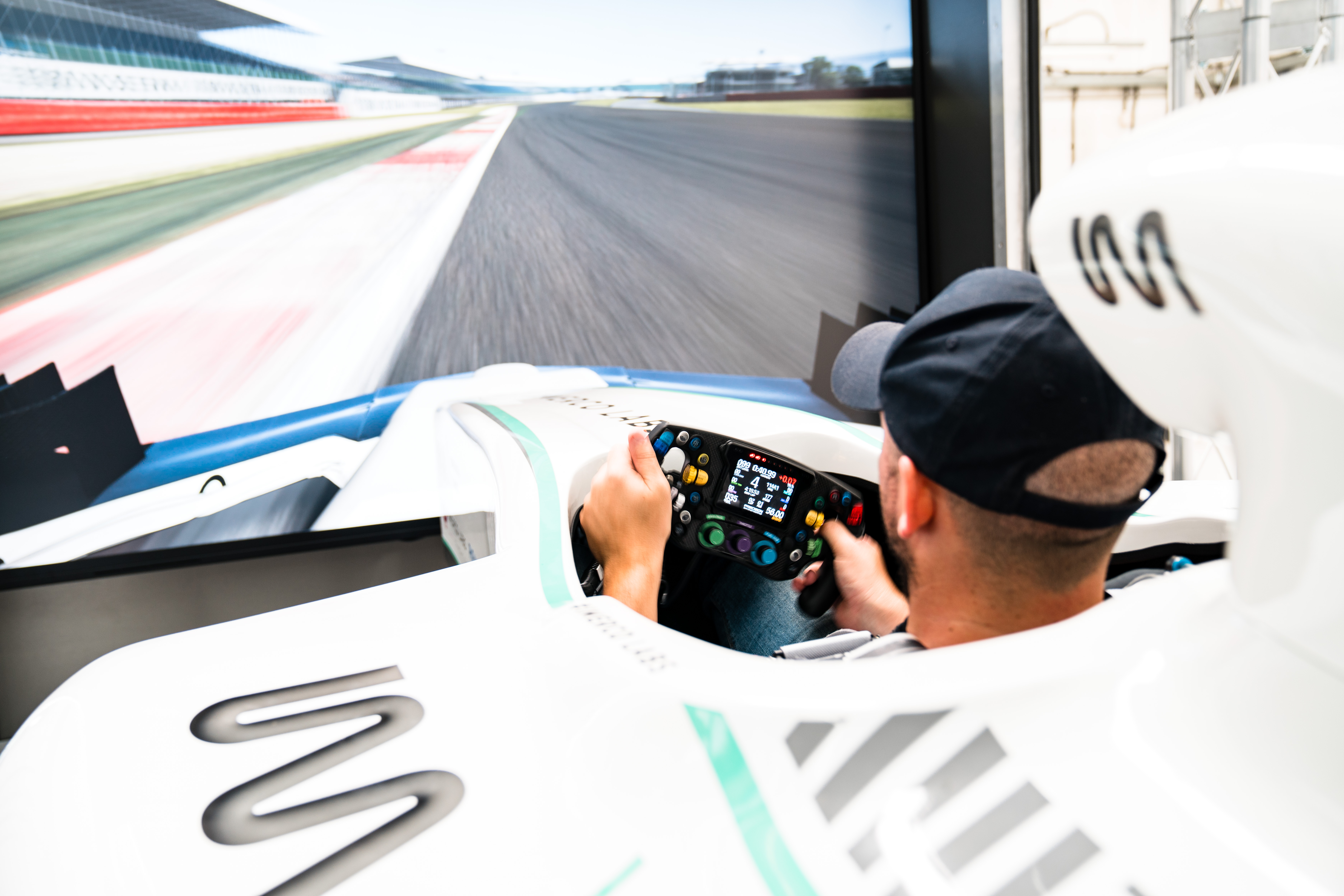 AXSIM FORMULA SIMULATOR for sale by auction in Reading, Berkshire ...