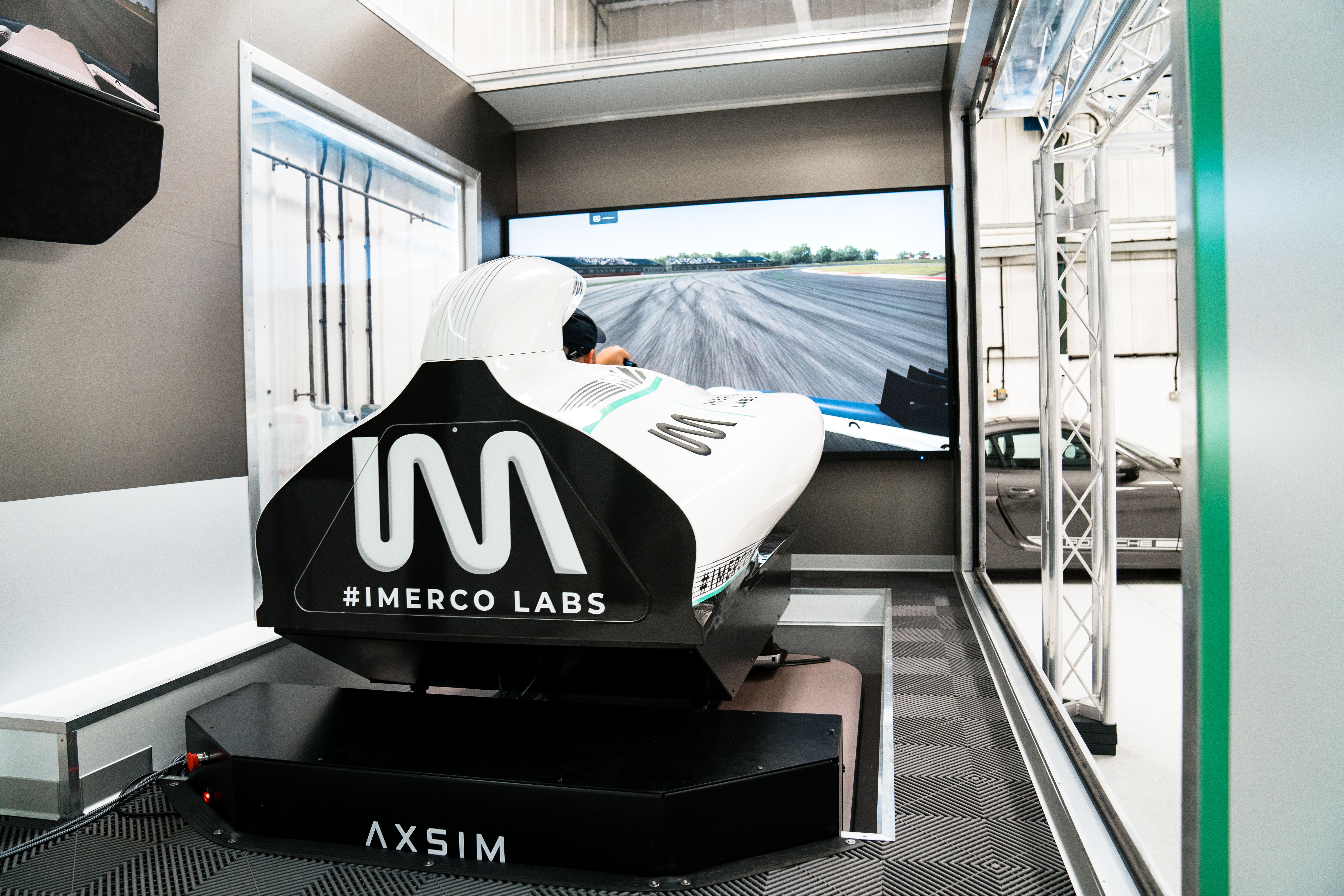 AXSIM FORMULA SIMULATOR for sale by auction in Reading, Berkshire ...