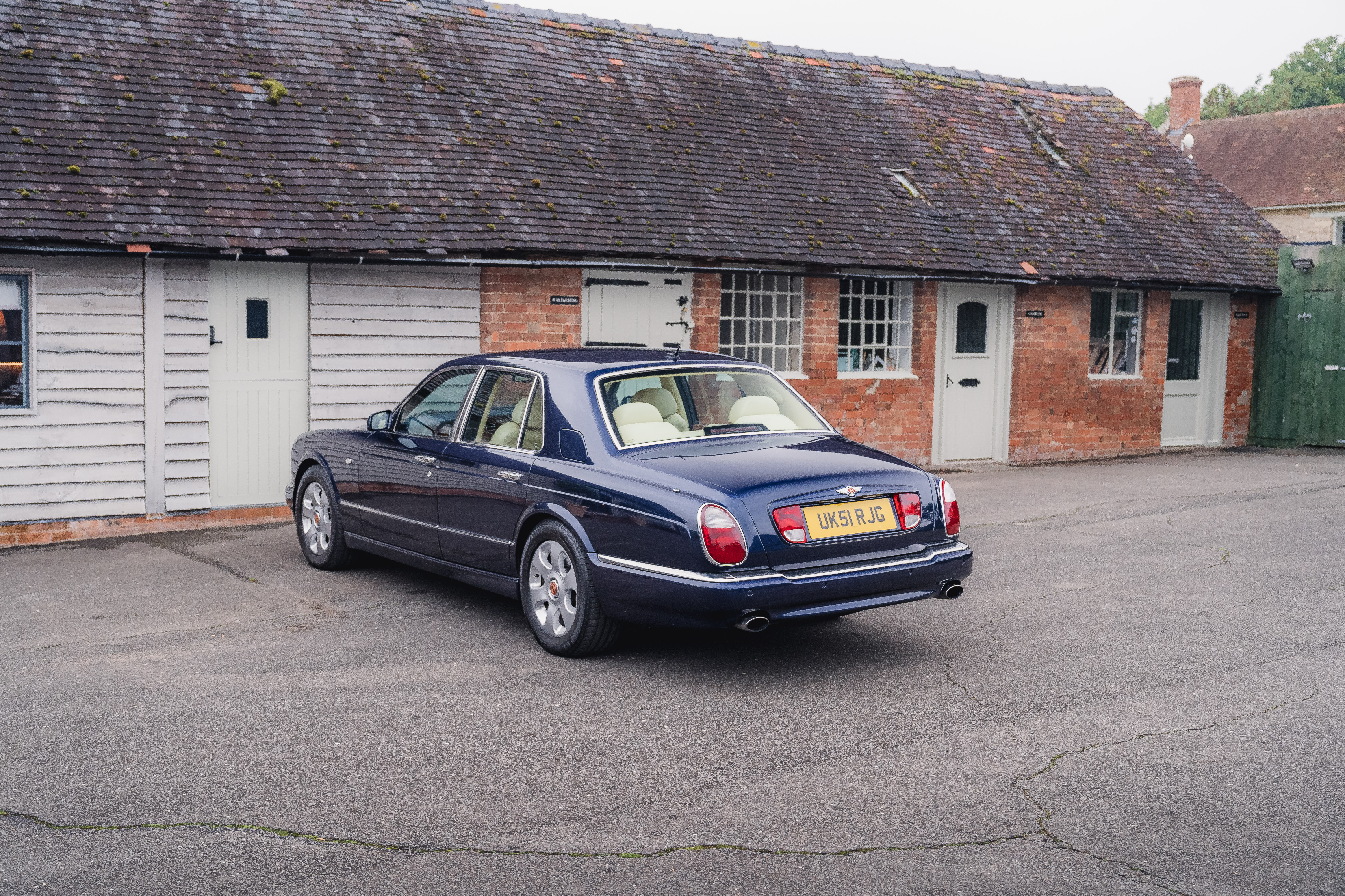 2001 BENTLEY ARNAGE RED LABEL