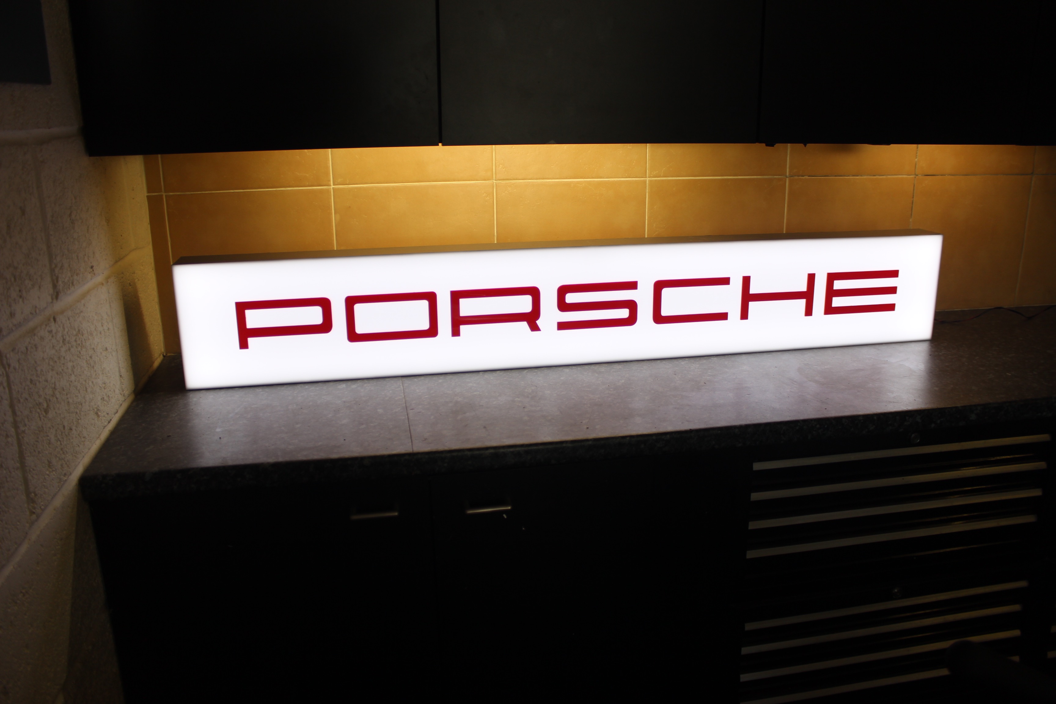 LARGE PORSCHE ILLUMINATED SIGN