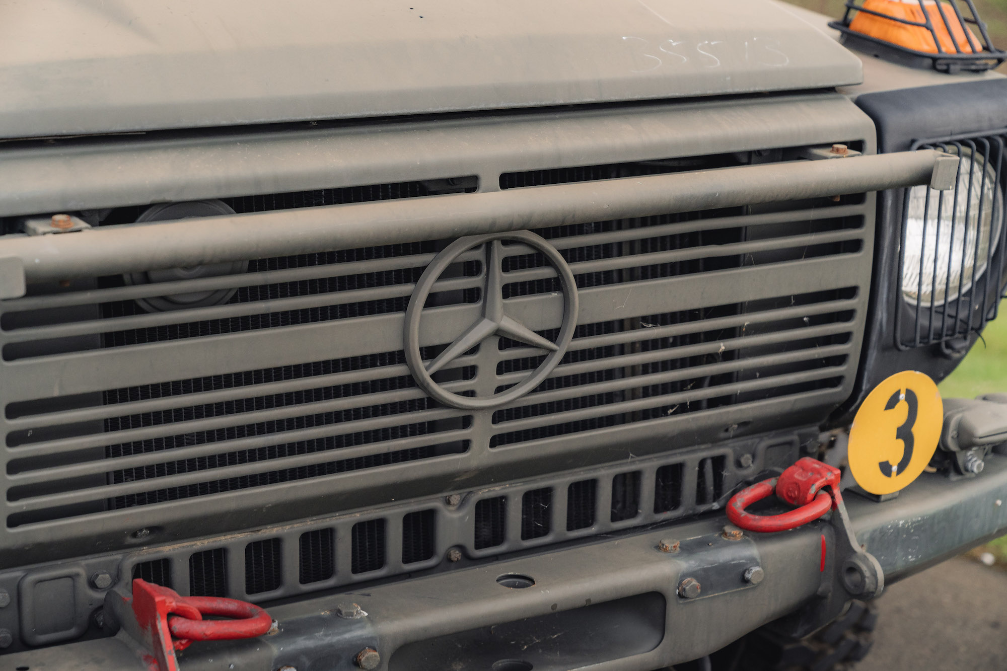 1990 MERCEDES-BENZ (W461) 240GD WOLF