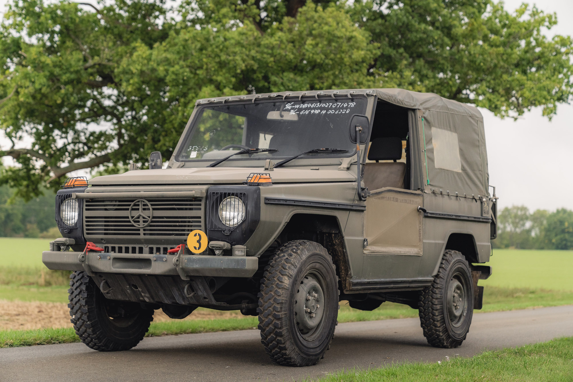 1990 MERCEDES-BENZ (W461) 240GD WOLF