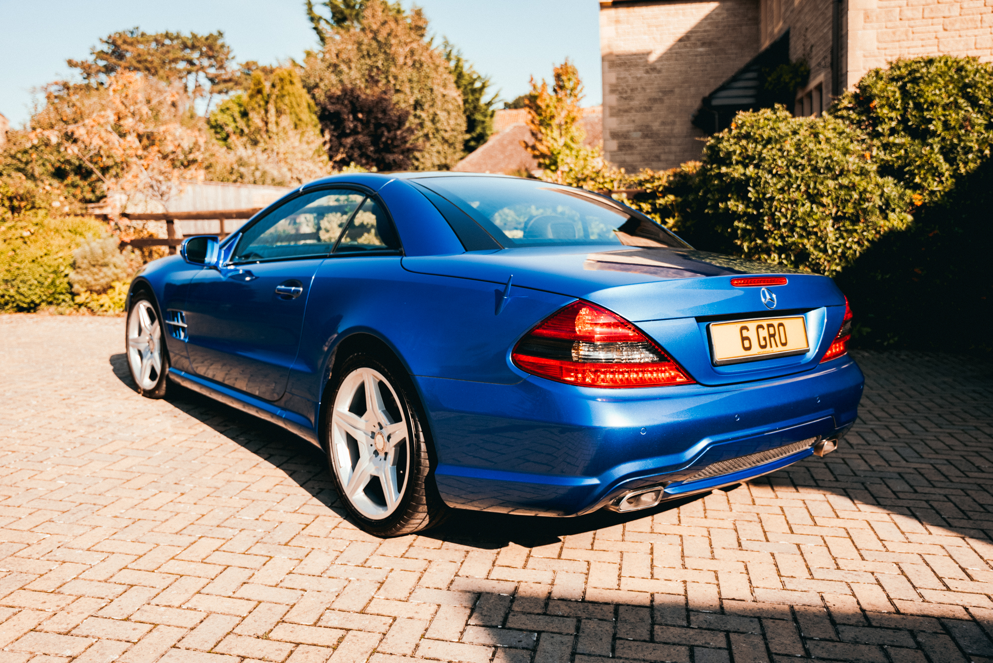 2010 MERCEDES-BENZ (R230) SL500