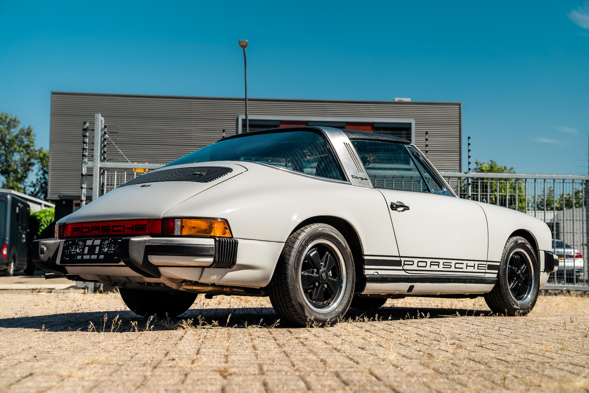 Unleash The Legend A Deep Dive Into The 1977 Porsche 911 Targas Timeless Allure
