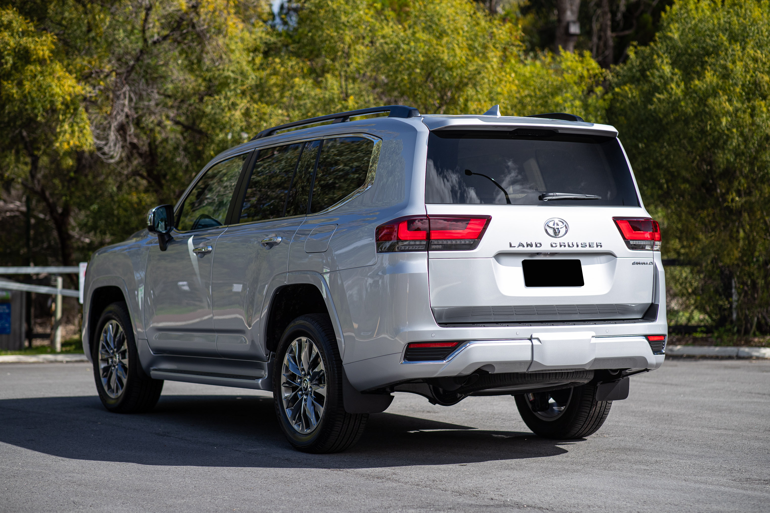 2022 TOYOTA LAND CRUISER SAHARA ZX - 45 KM