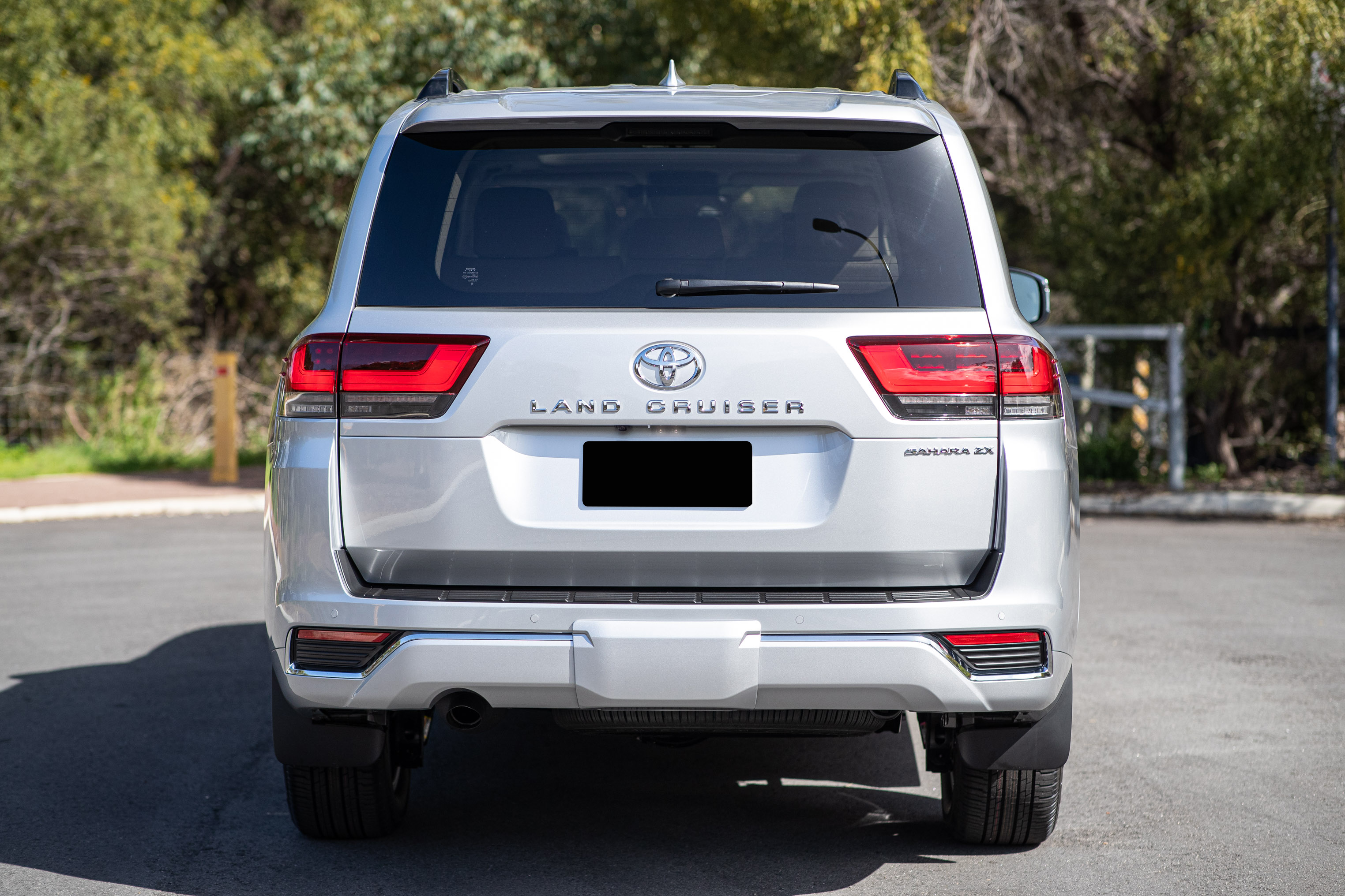 2022 TOYOTA LAND CRUISER SAHARA ZX - 45 KM