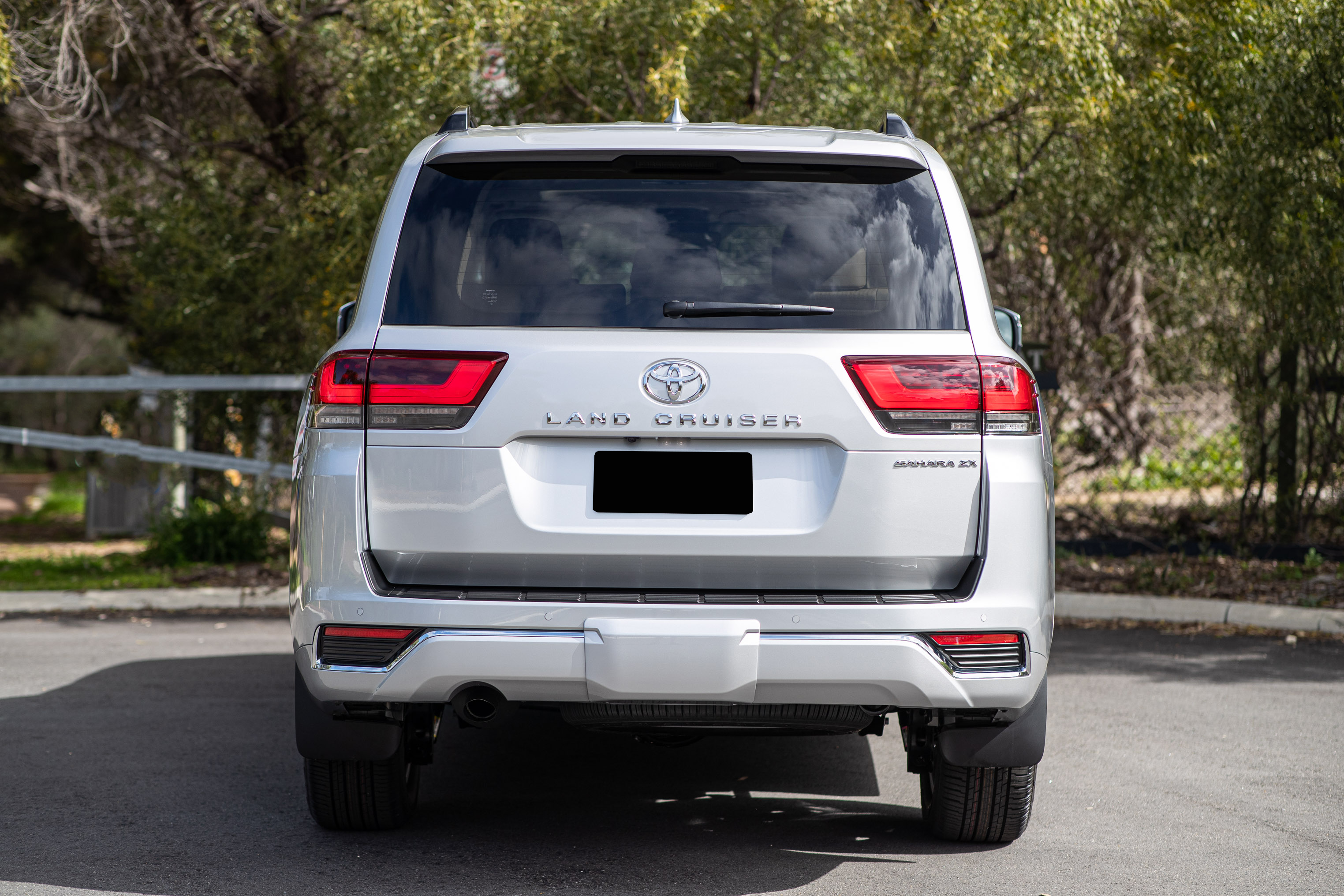 2022 TOYOTA LAND CRUISER SAHARA ZX - 45 KM