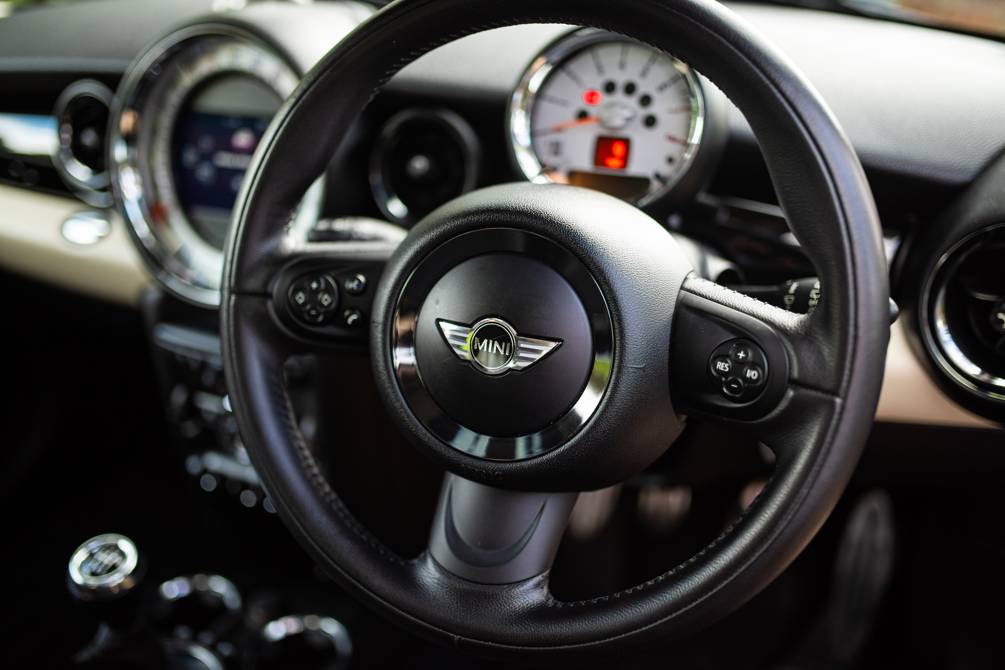 2011 MINI COOPER S (R56)