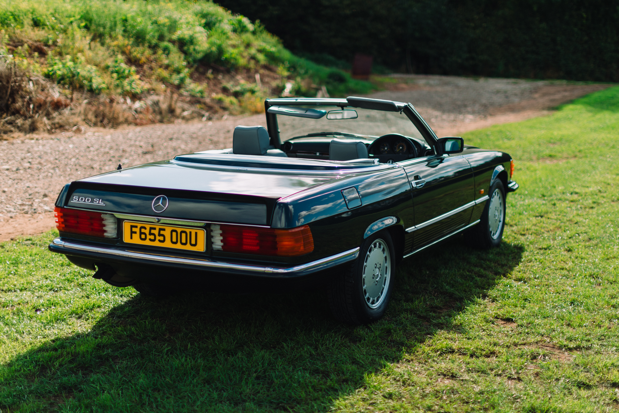 1988 MERCEDES-BENZ (R107) 500SL