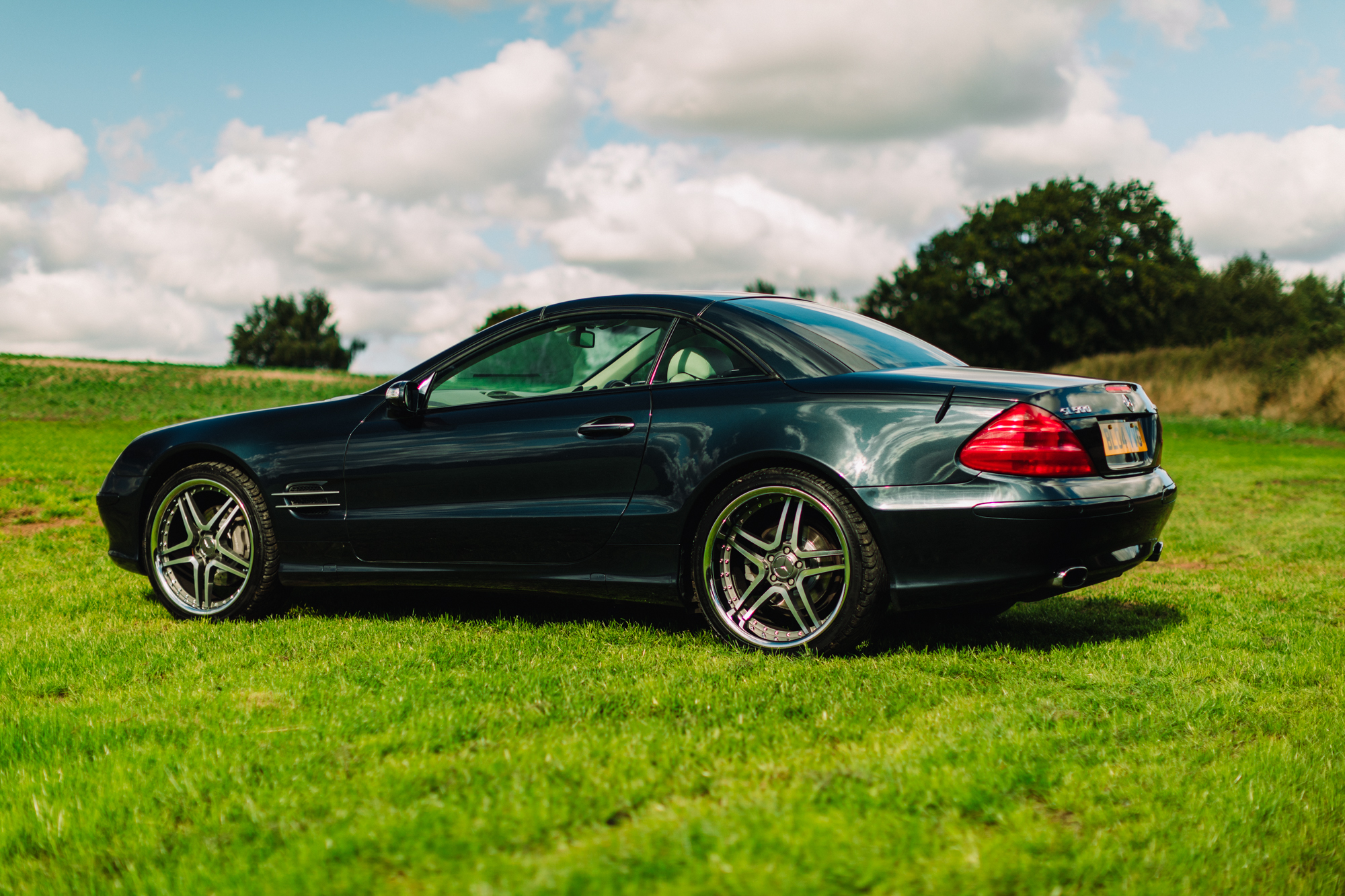 2004 MERCEDES-BENZ (R230) SL500