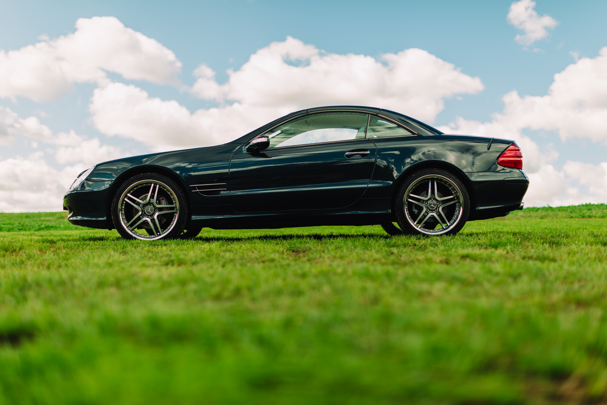 2004 MERCEDES-BENZ (R230) SL500