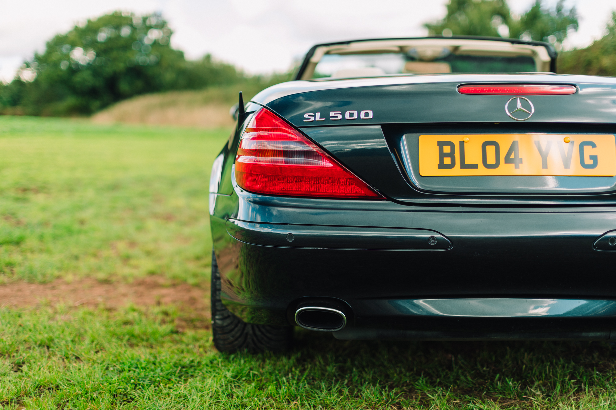 2004 MERCEDES-BENZ (R230) SL500