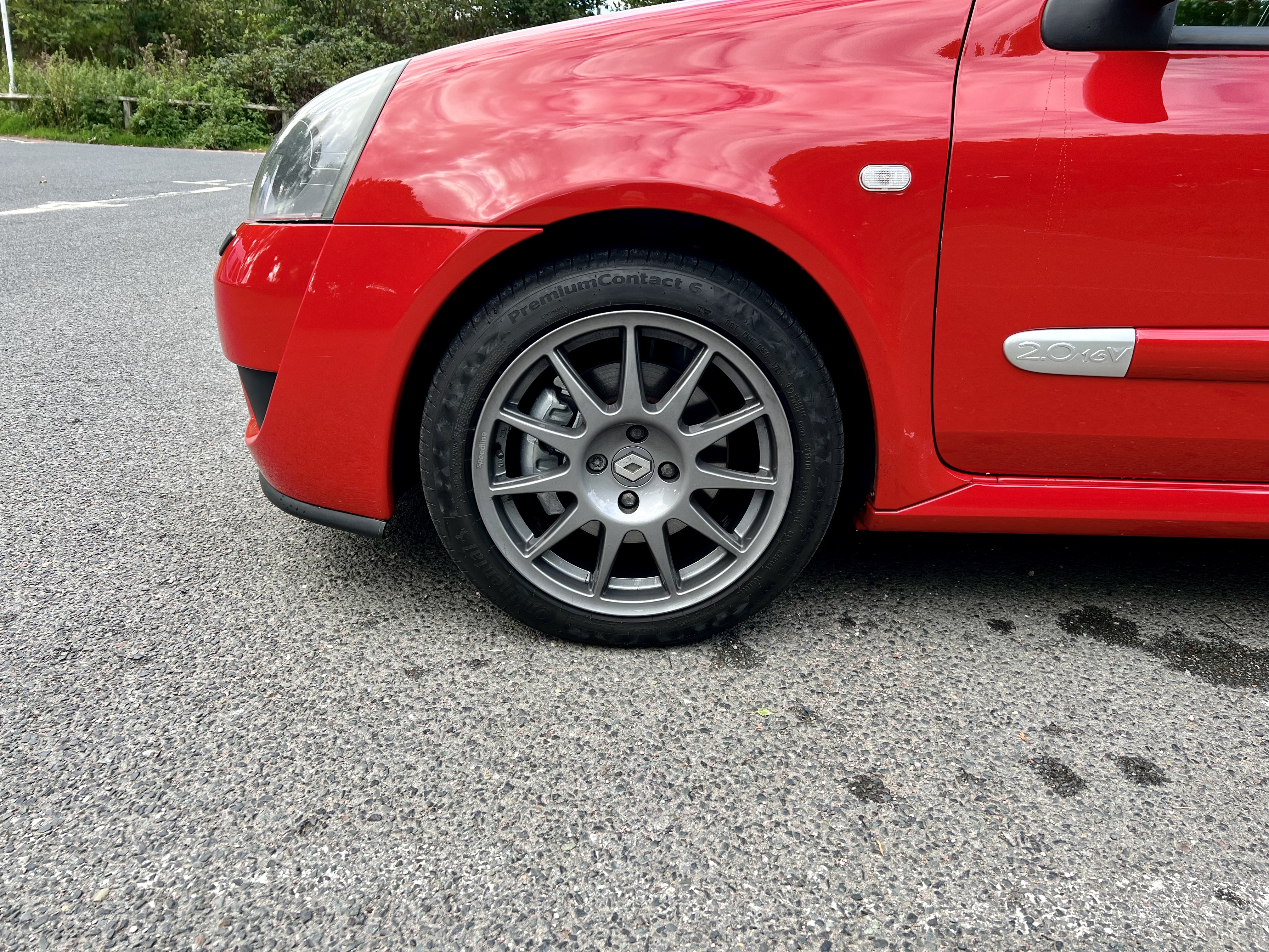 2005 RENAULTSPORT CLIO 182 TROPHY - 37,086 MILES
