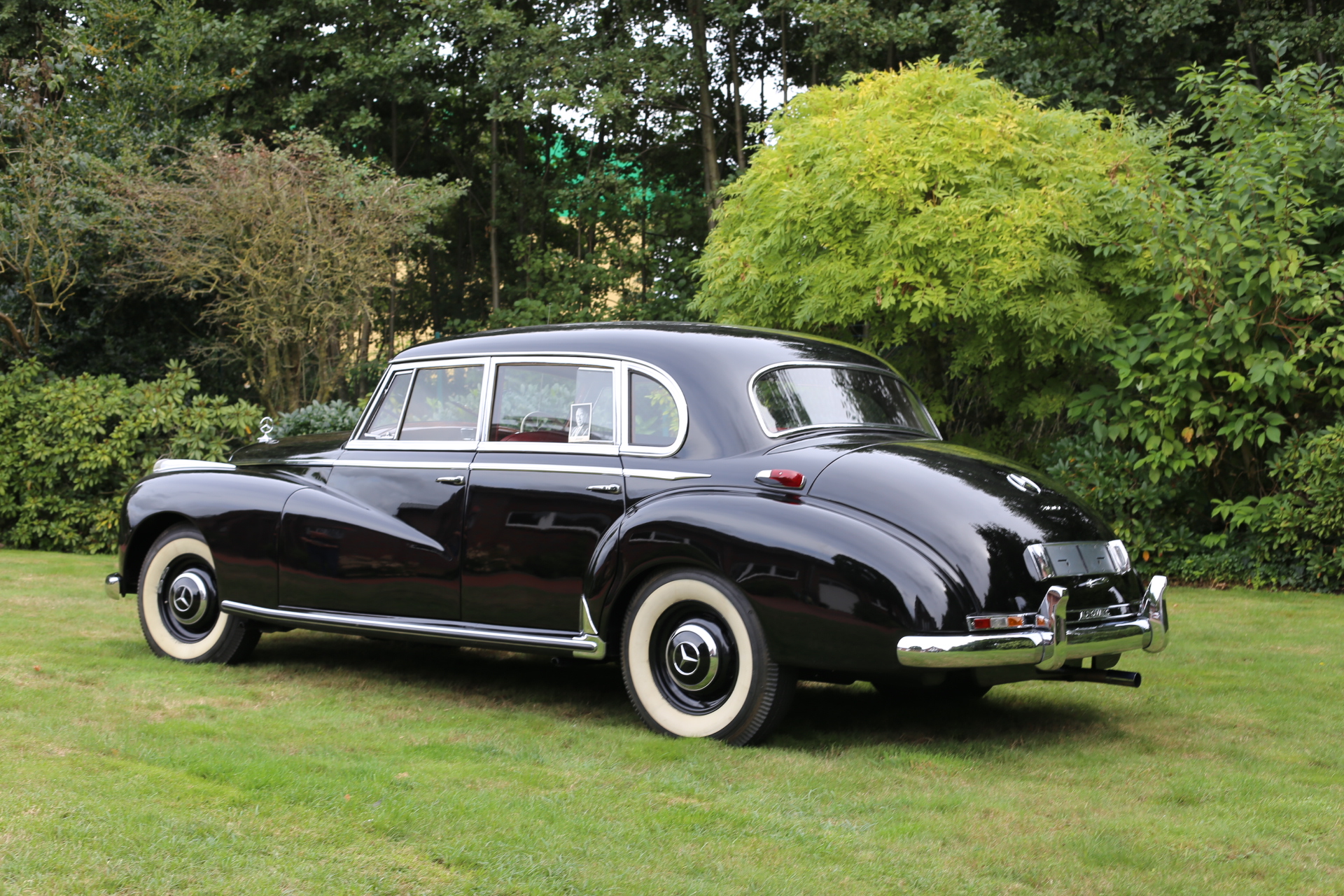 1957 MERCEDES-BENZ (W186 IV) 300C 'ADENAUER'