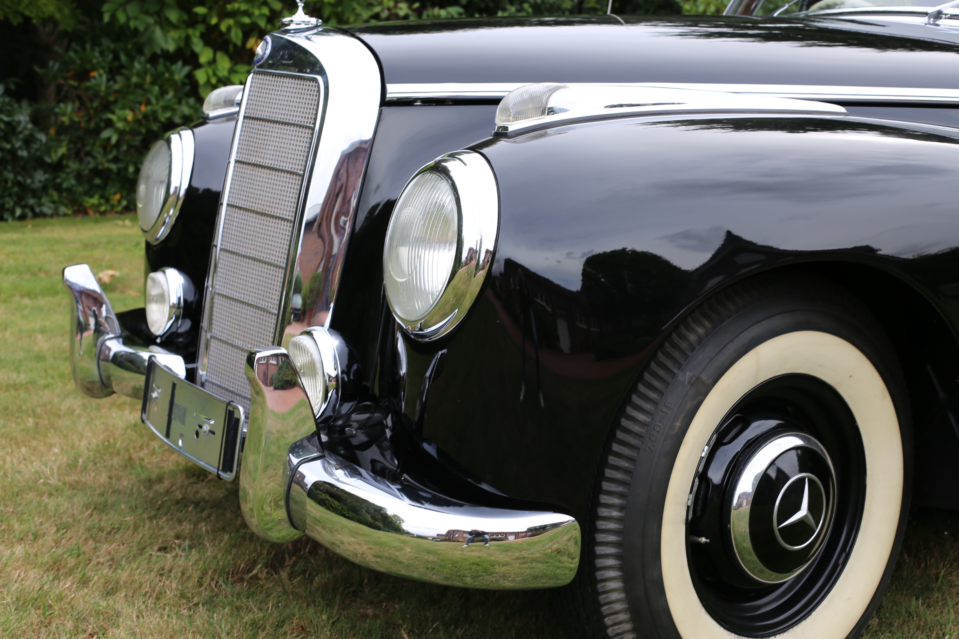 1957 MERCEDES-BENZ (W186 IV) 300C 'ADENAUER'