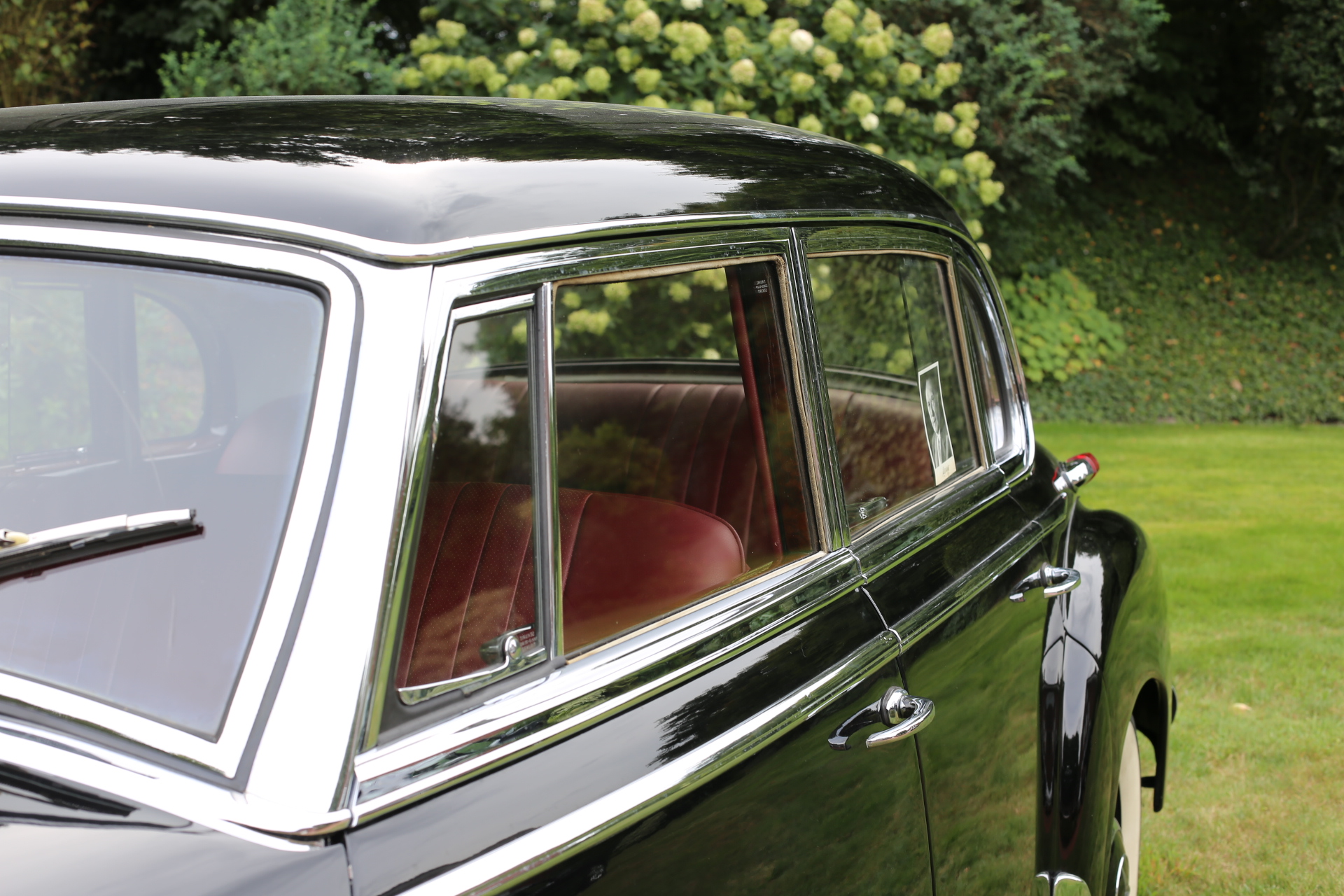 1957 MERCEDES-BENZ (W186 IV) 300C 'ADENAUER'